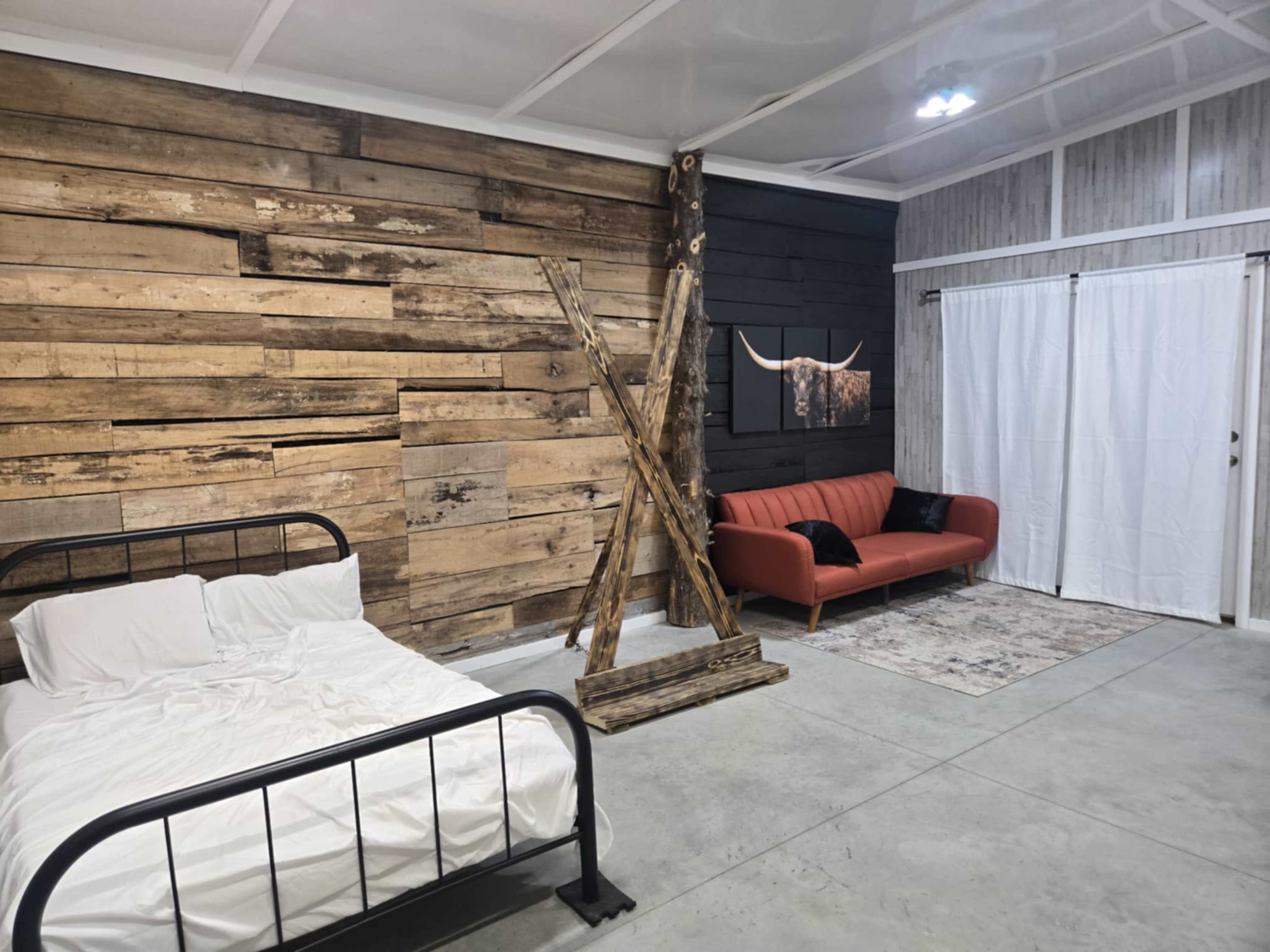 Rustic Haven Studio | Rustic Studio with Moody Vibes in the Country ...