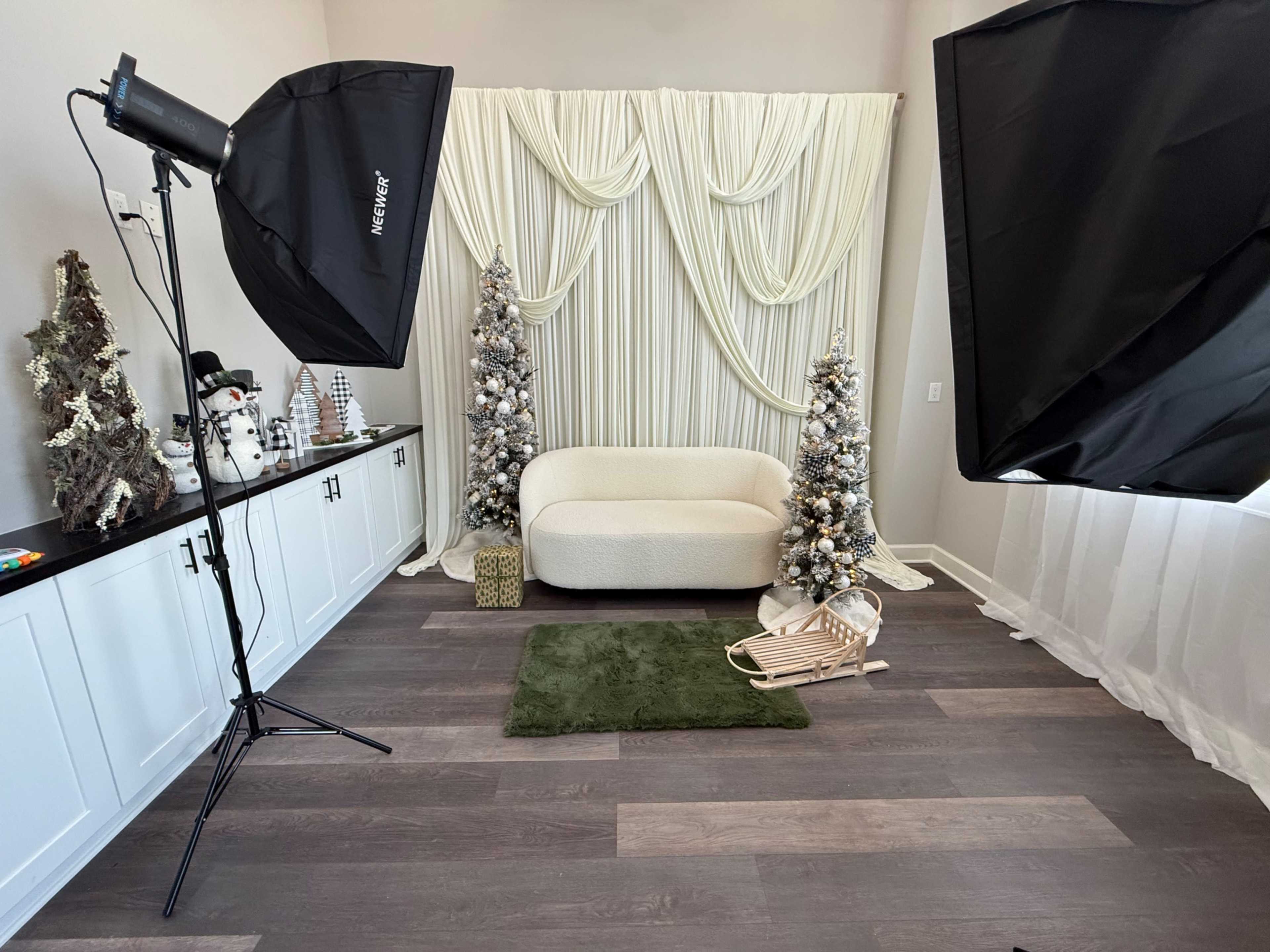 EC Studio | All-Inclusive Multi-Set Photography Studio With Lighting ...