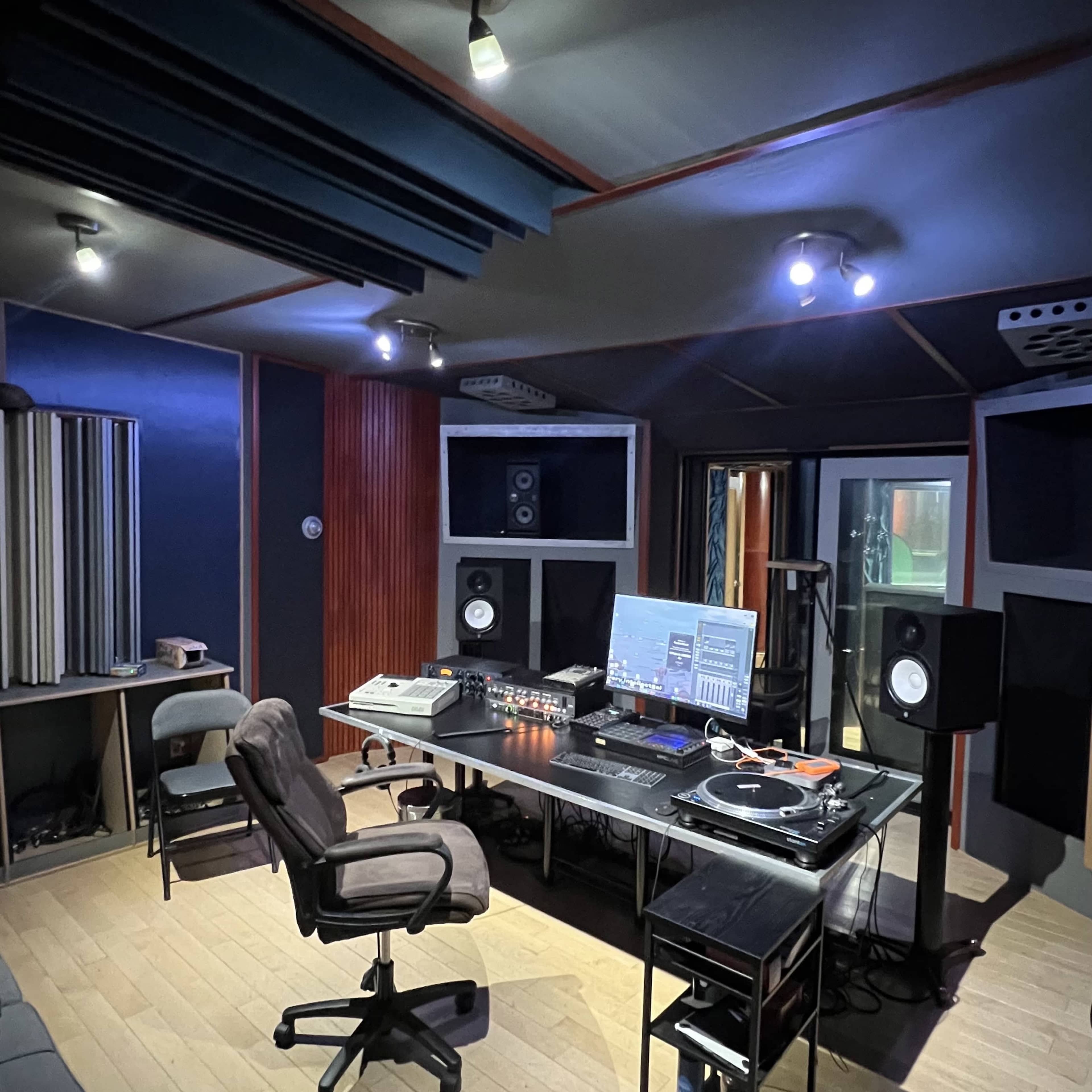 Ocean Grown Studios | Very Private and Spacious Recording Studio in Mid ...