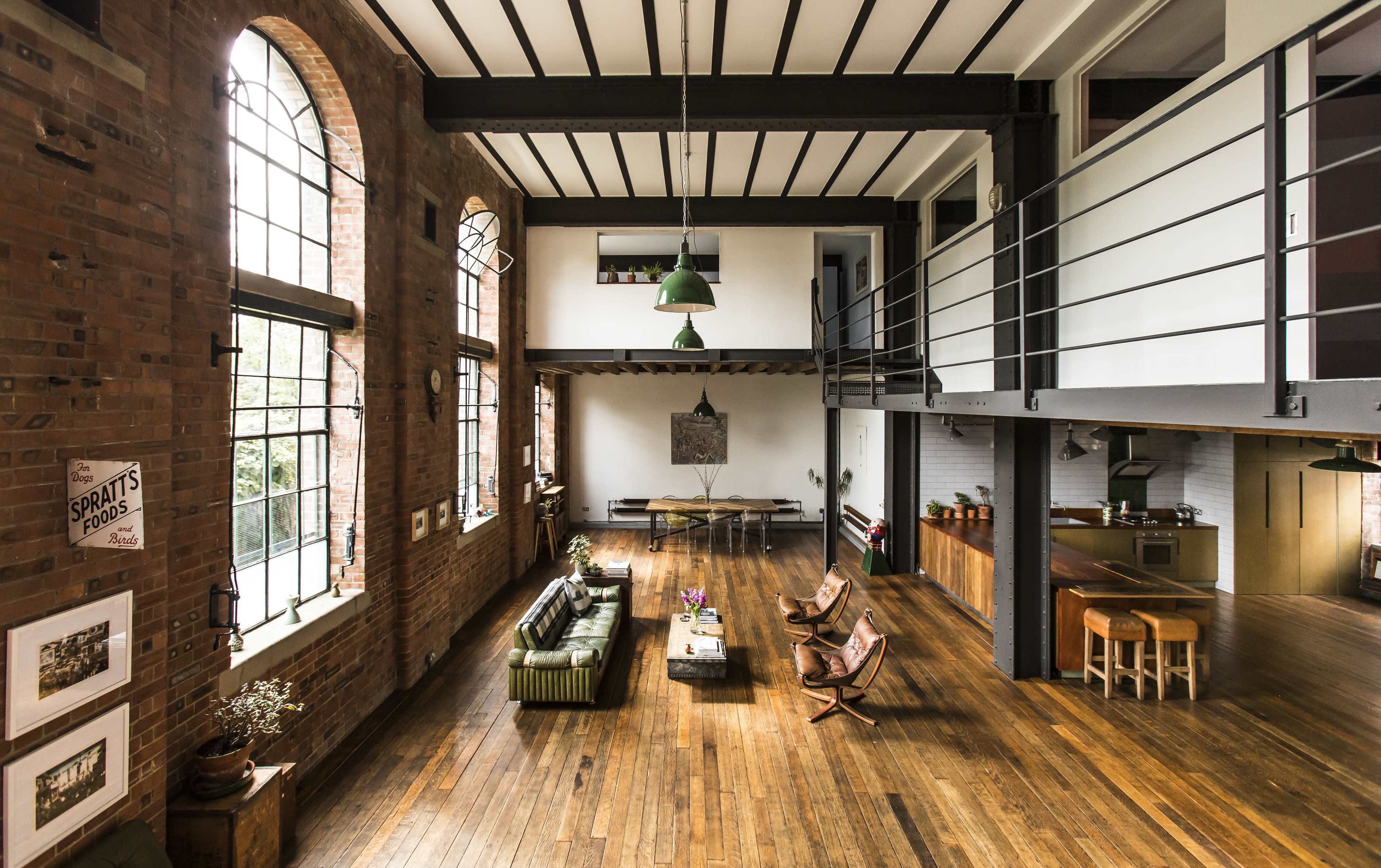 Spacious Victorian Warehouse Conversion In East London, London ...