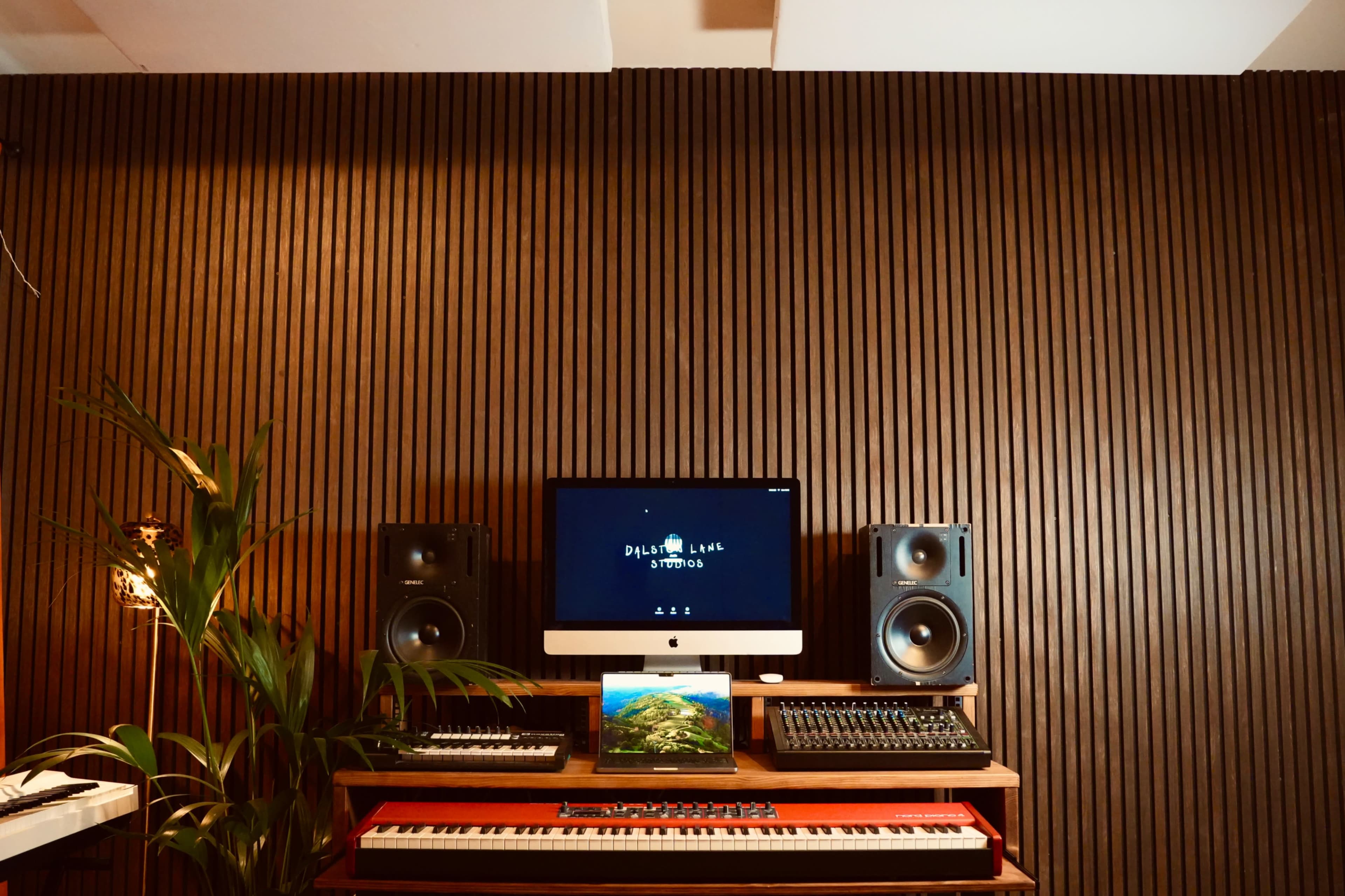 Dalston Lane Studios | Beautiful East London Music Studio B, London ...