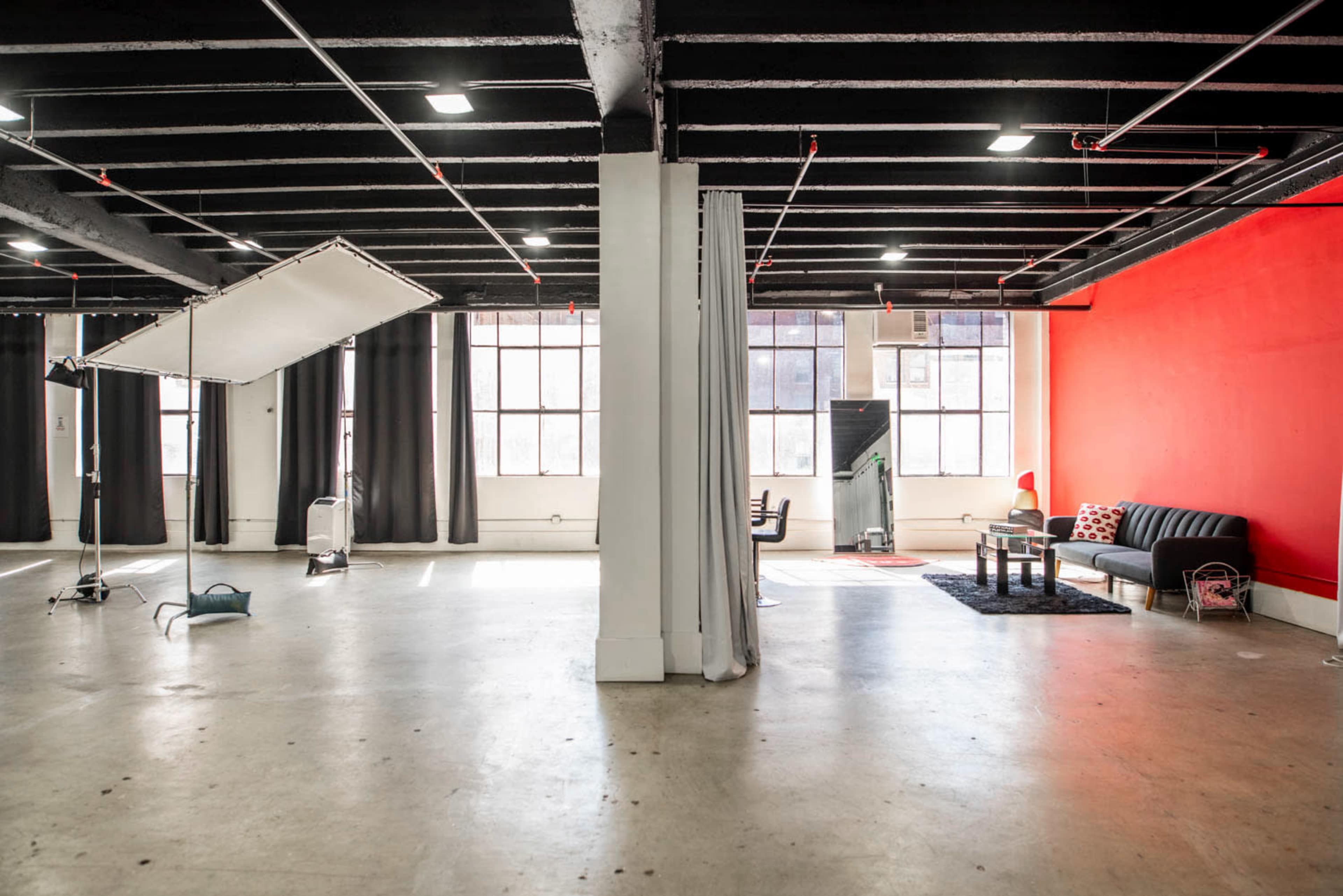 Large DTLA Studio Space | Photo, Video, Events | 15ft Ceiling |, Los ...