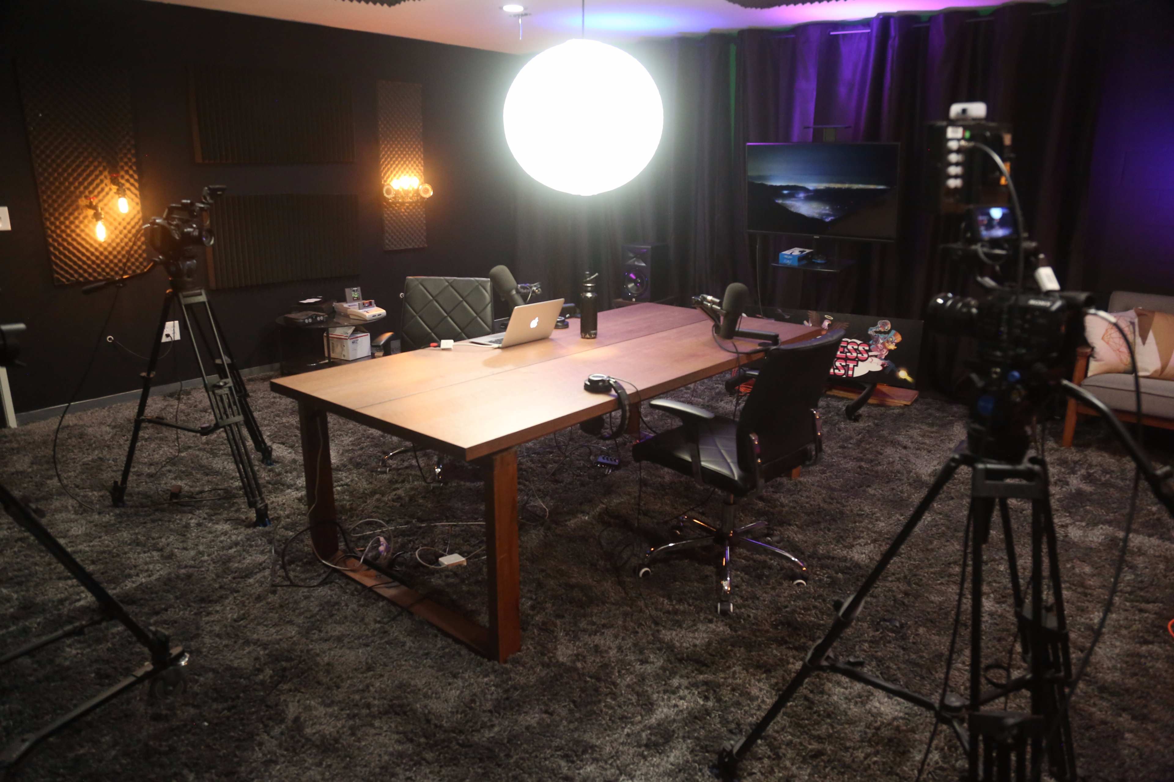 Super Creative | Production Studio and Creative Office Space, Van Nuys, CA | Event | Peerspace