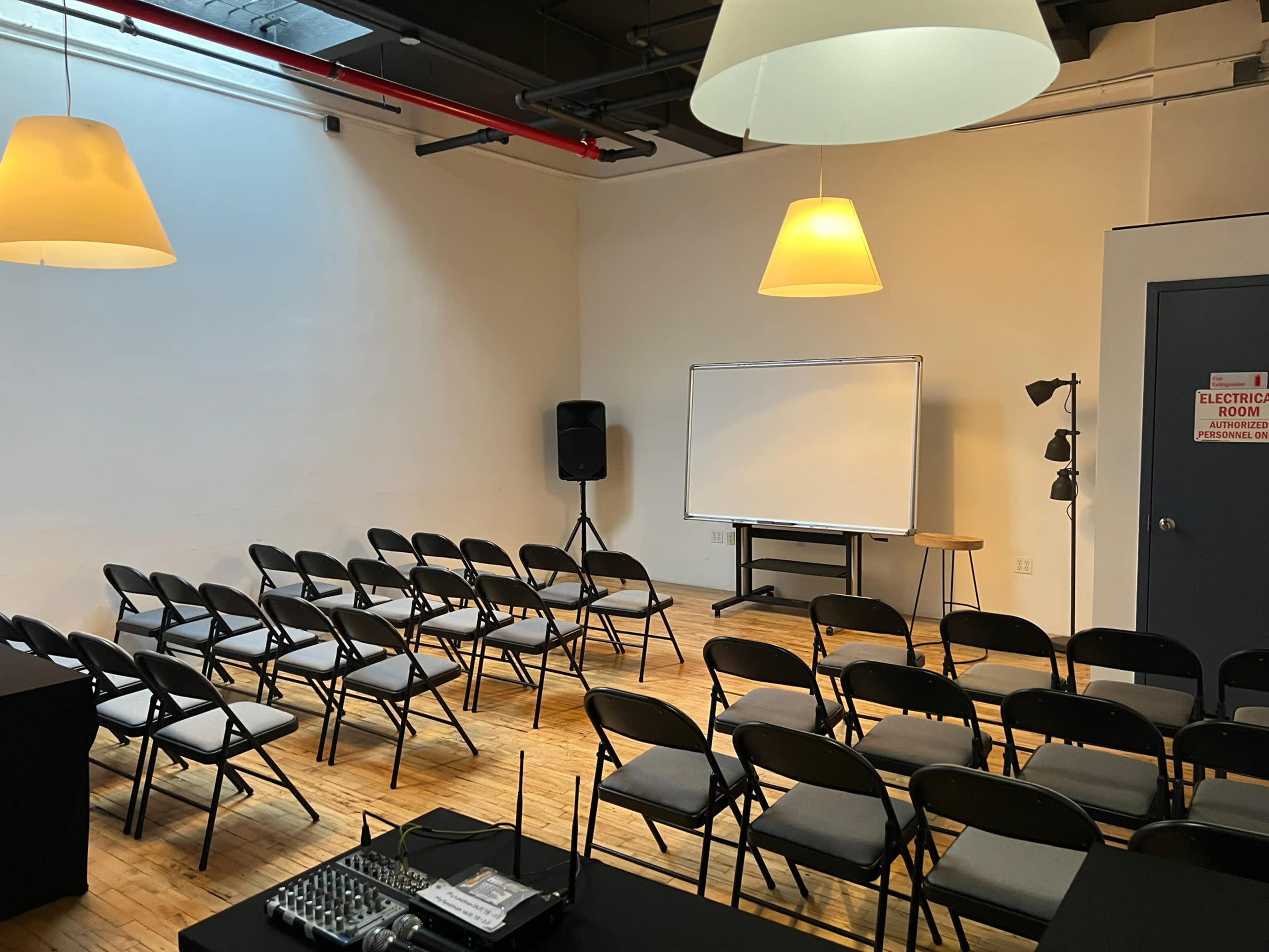 Modern conference room at the heart of Astoria, Long Island City, NY ...
