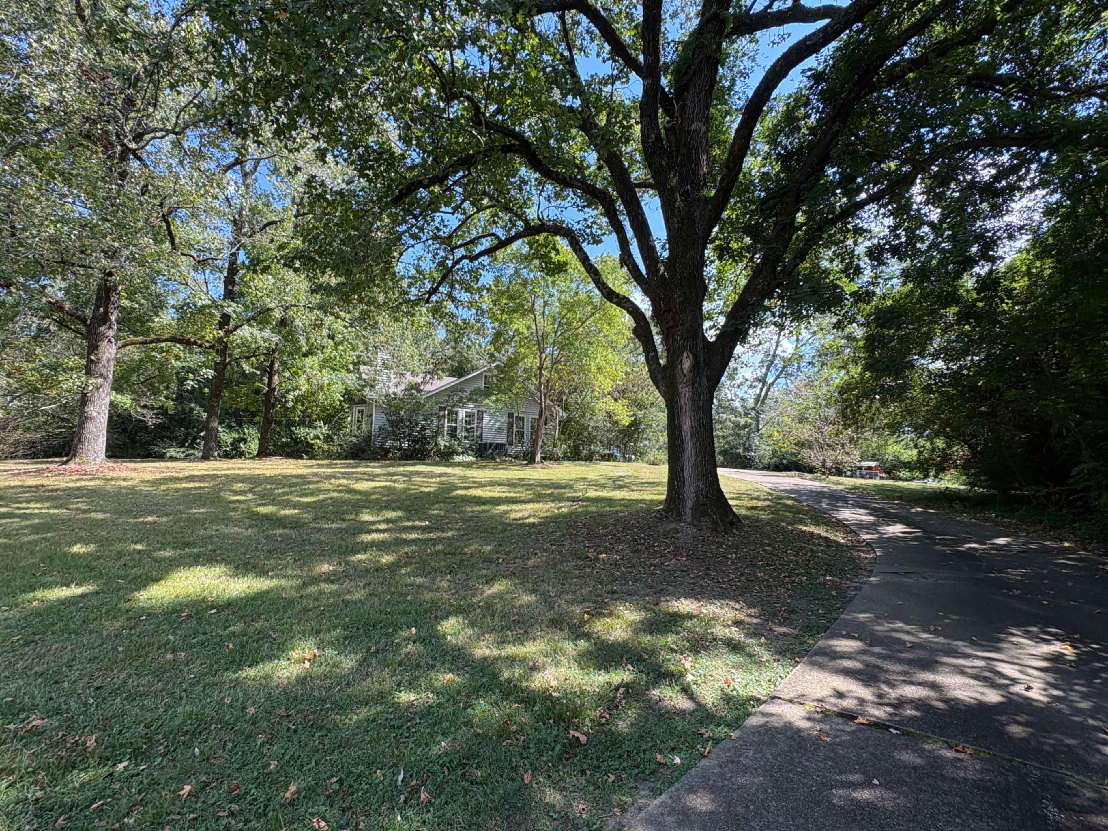 Country house & setting, Center Point, AL | Event | Peerspace