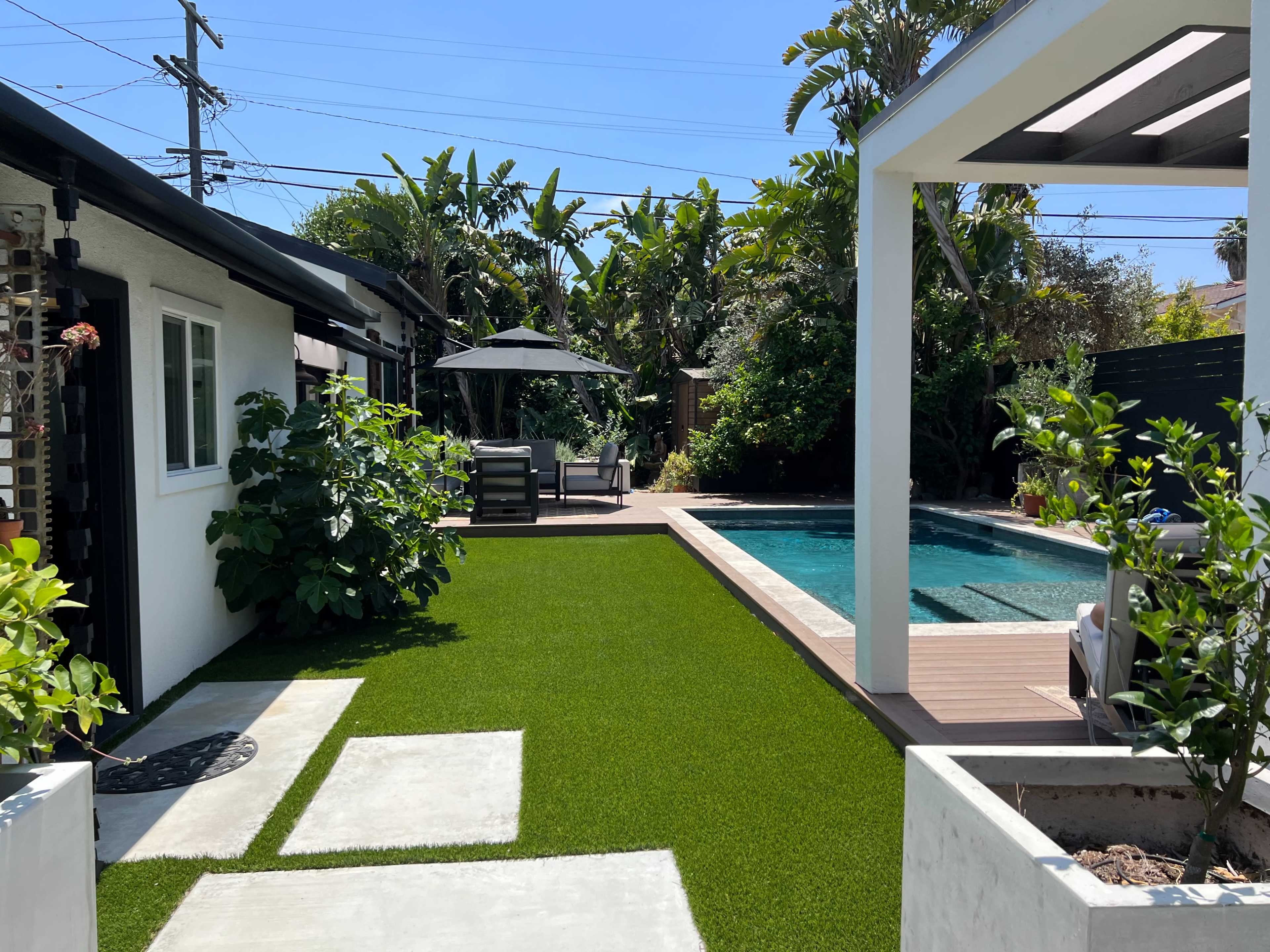 Indoor/outdoor Home With Multiple Outdoor Spaces & Pool, Culver City ...