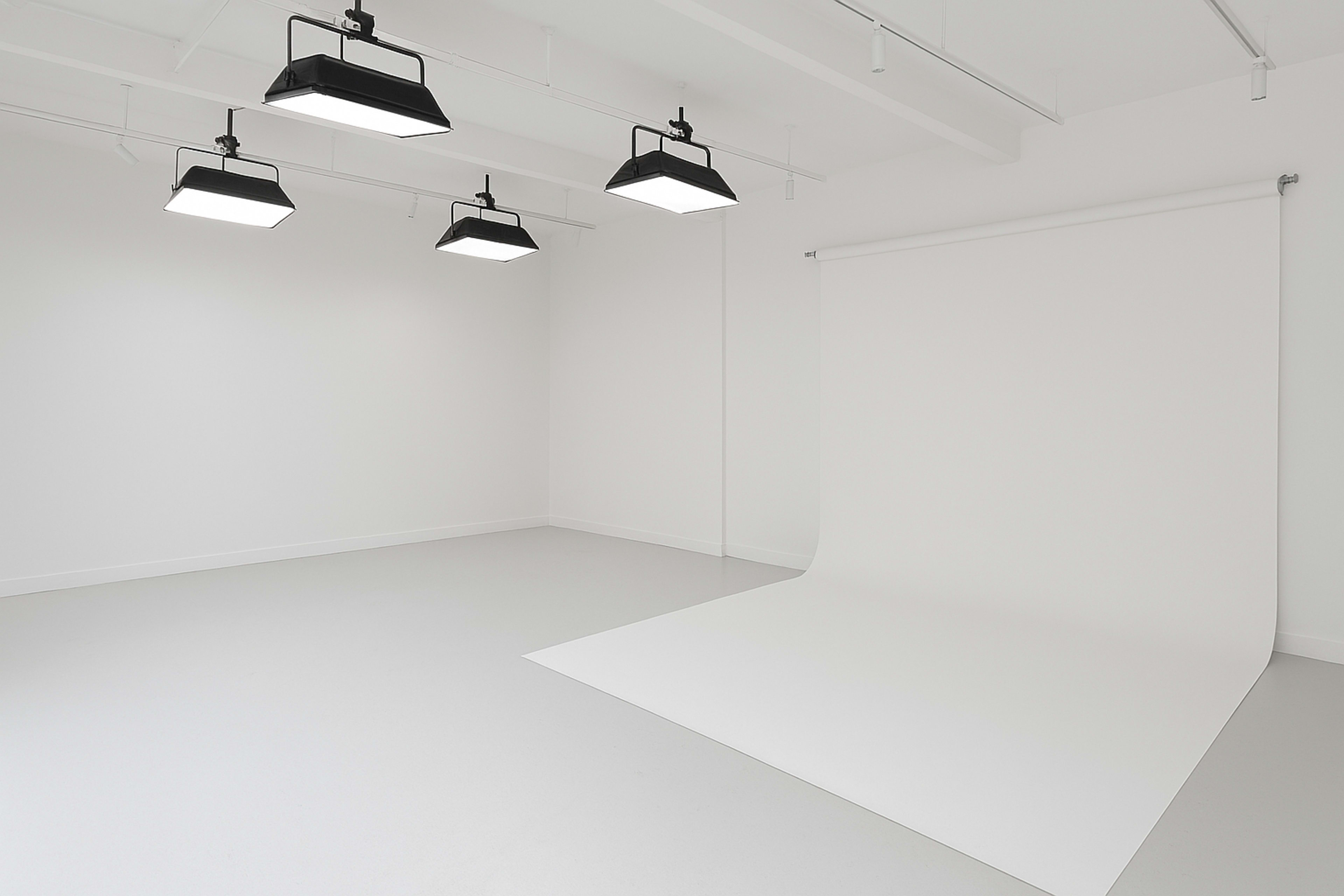 alexander-thomas | Alexander Thomas, Glasgow | Production | Peerspace