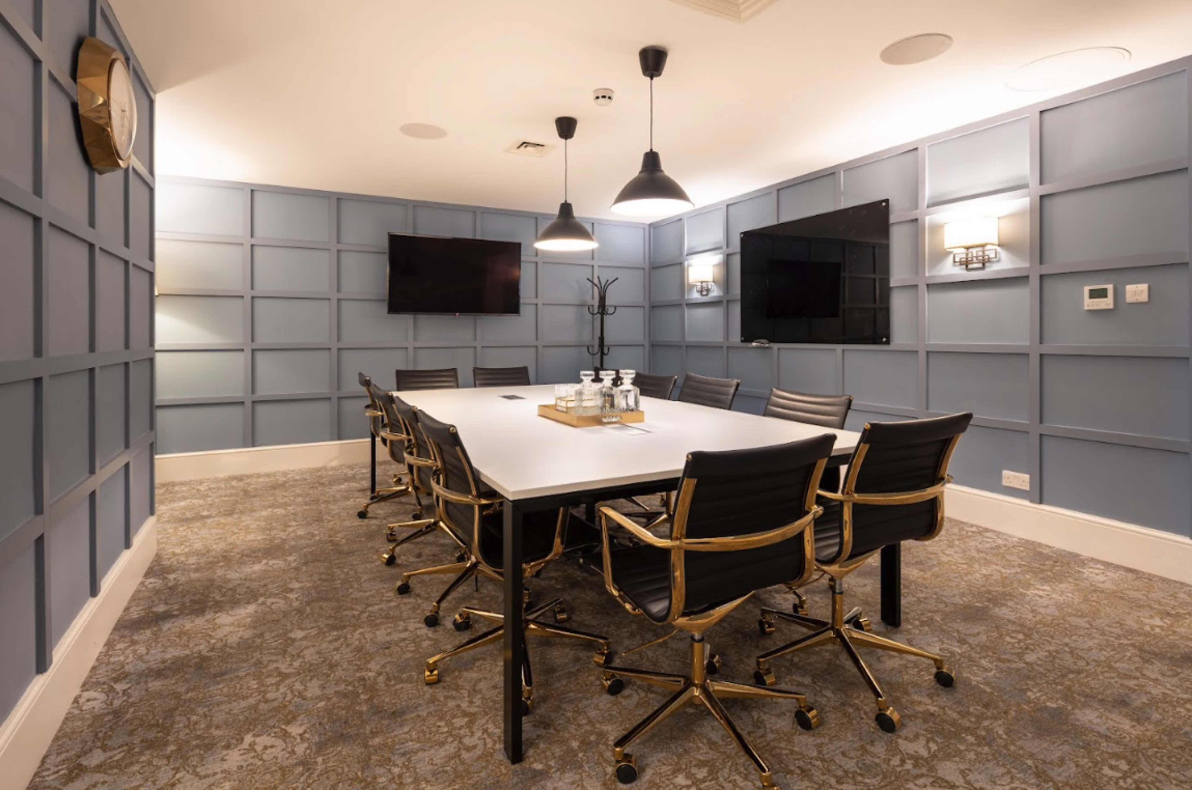 Meeting Room for 12 Attendees in Mayfair - Meeting Room 1 - Mayfair ...