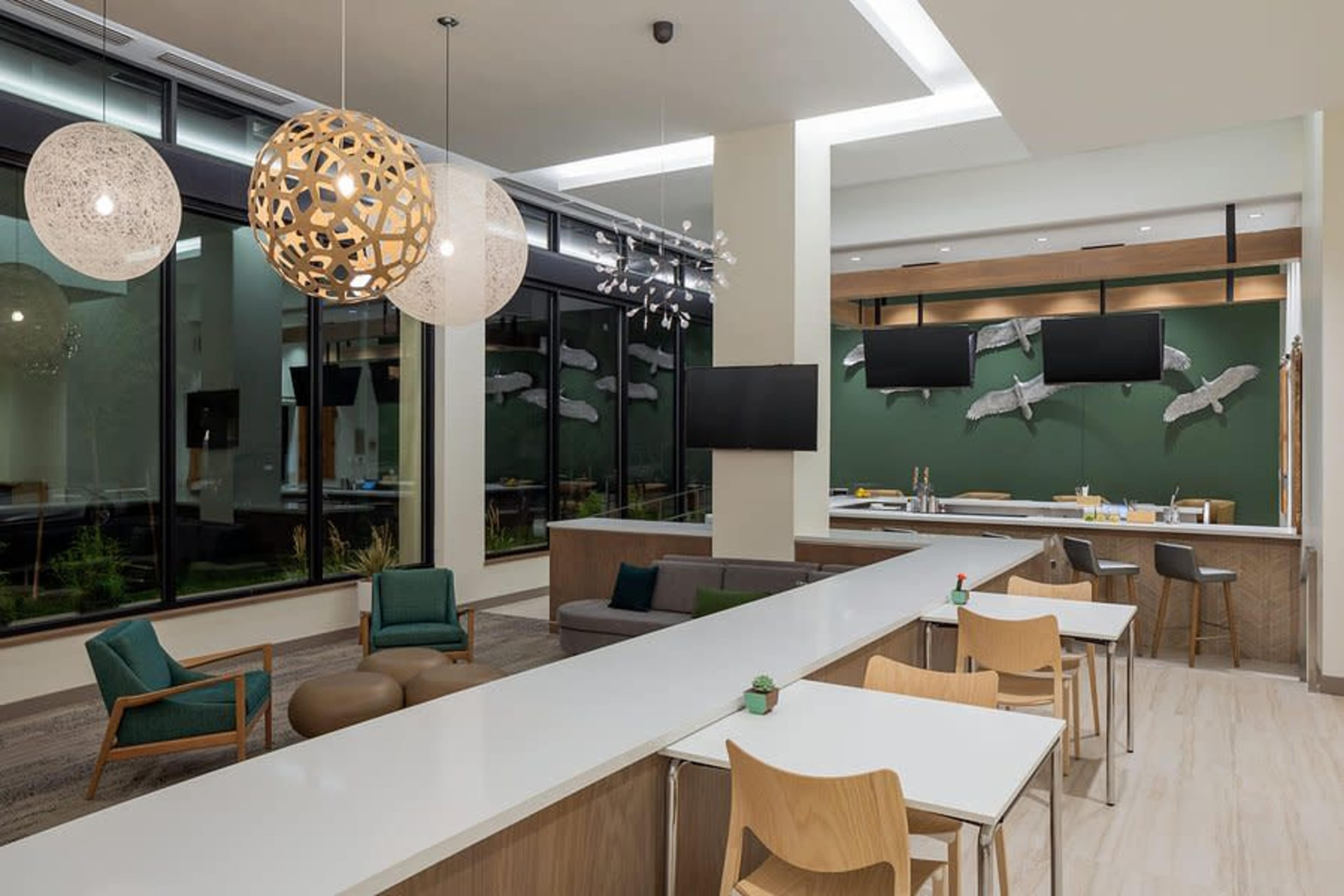 Element Downtown Lounge | Downtown Spacious Lounge: Find your perfect ...