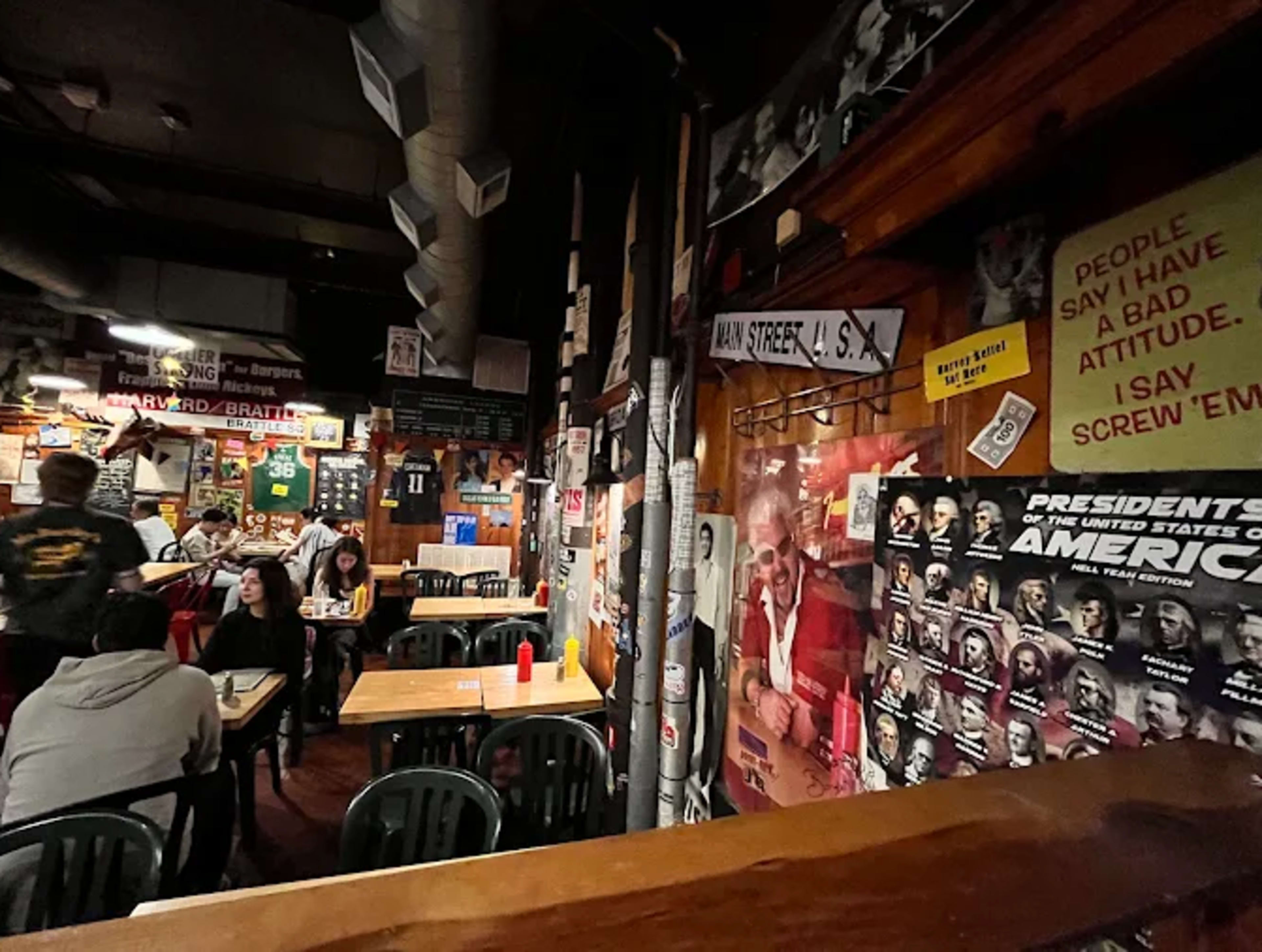 Mr Bartley's Burger Cottage | Iconic casual restaurant in Harvard ...