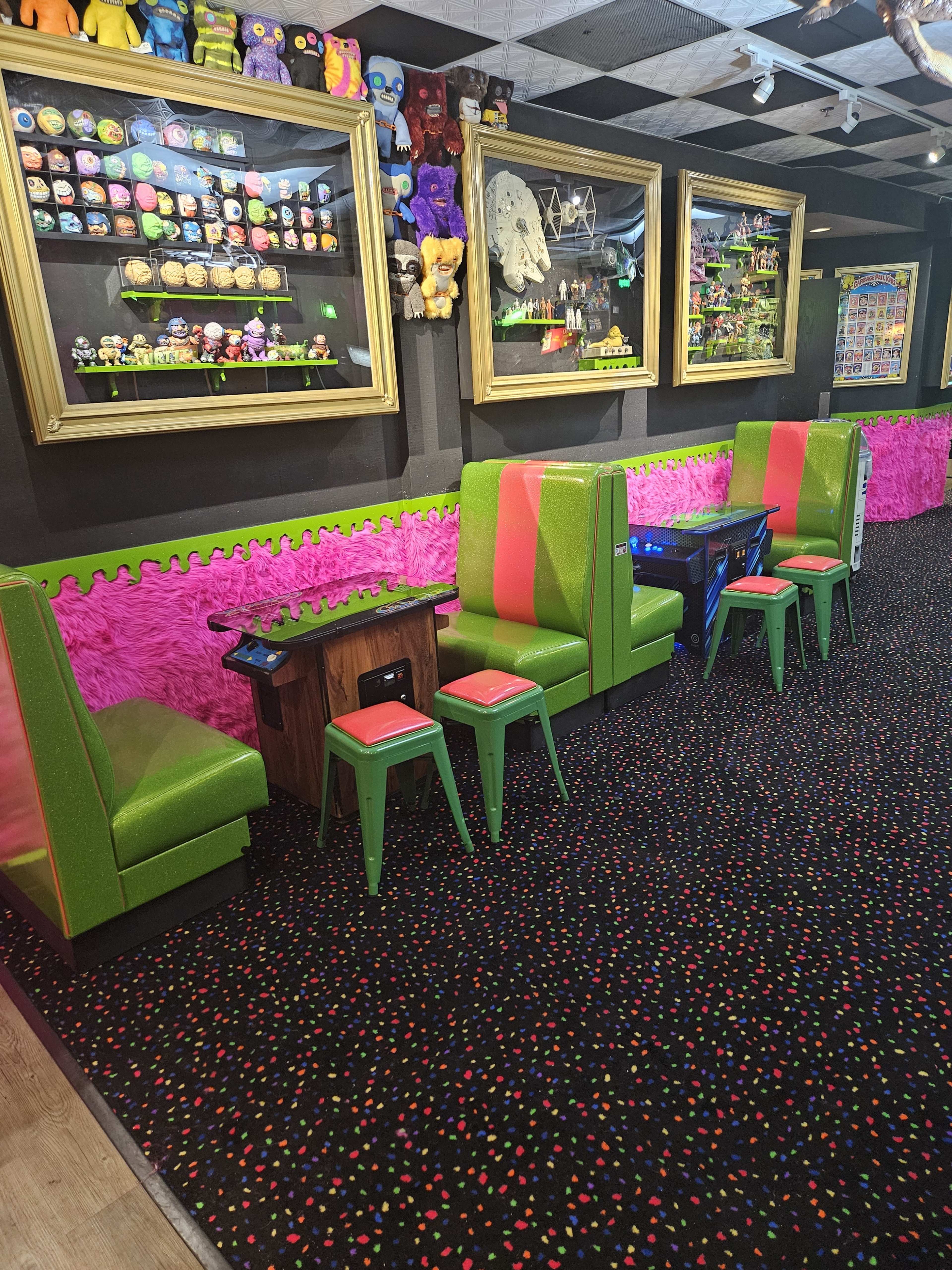 Gnarly's Theater | Unique venue with free play arcade, full bar, international snacks, stage and ...