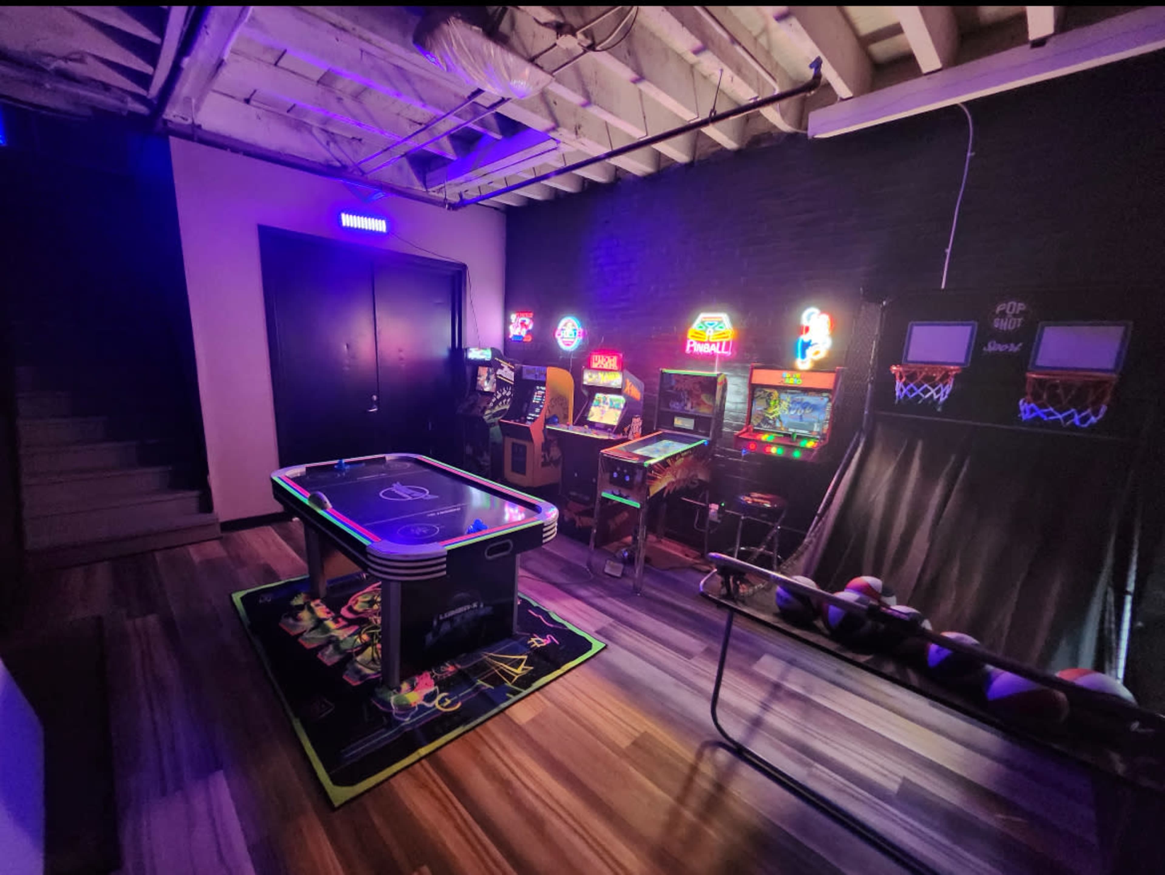 Unique Event Space with game room / pool table, Philadelphia, PA ...