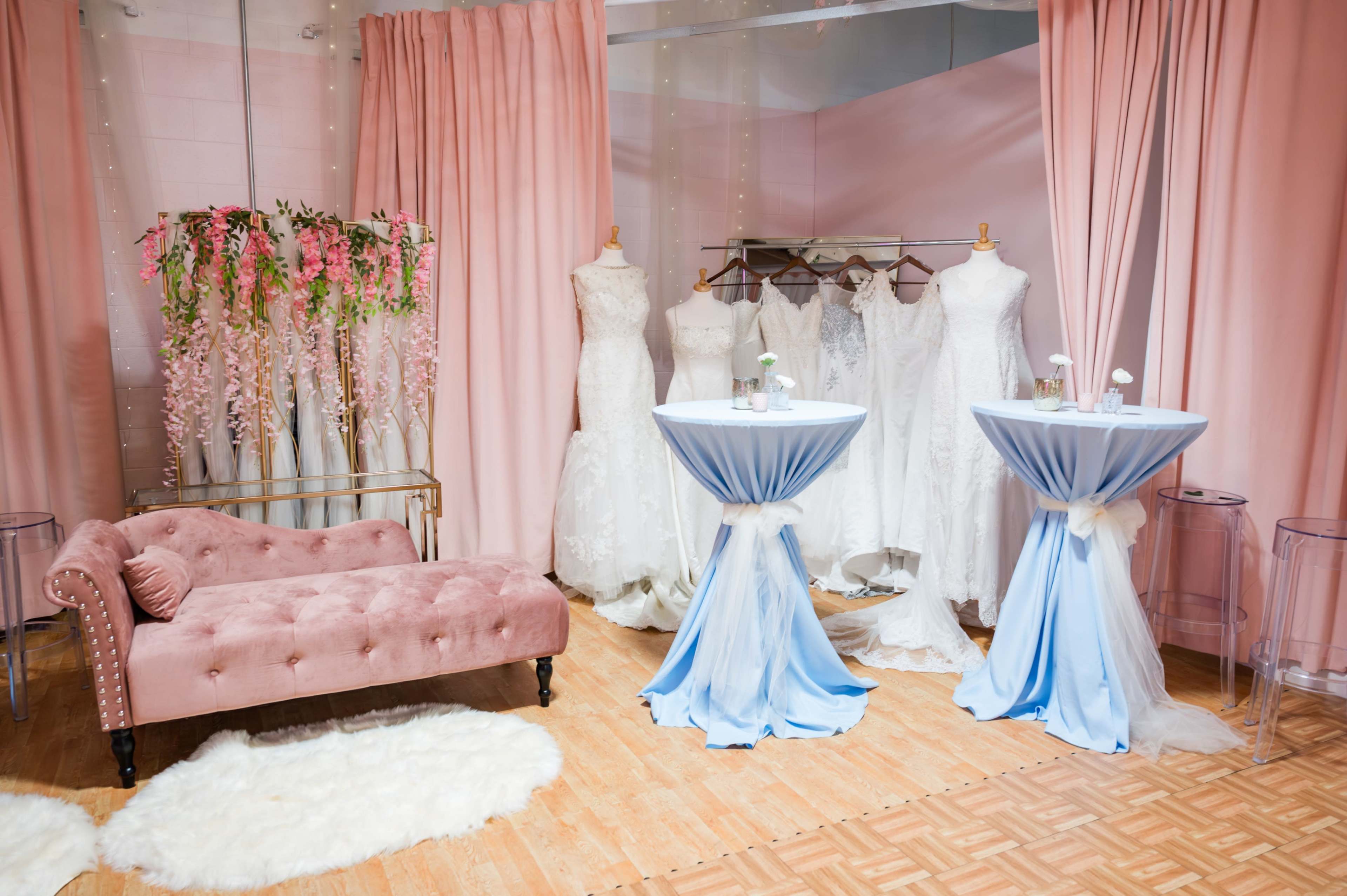 Curtsy Ballroom | Romantic Dance Studio for Content Creation ...