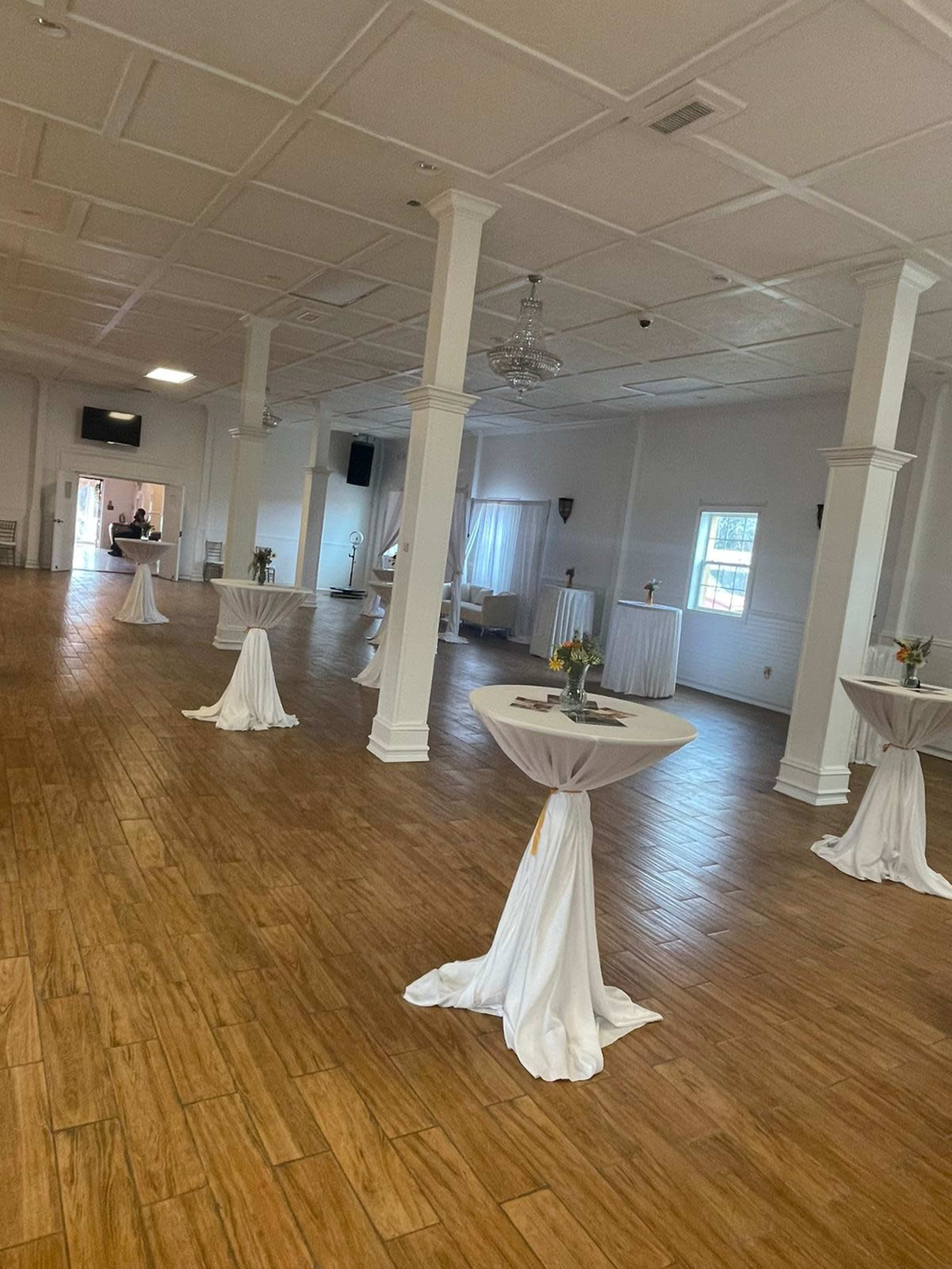 8 Rivaz Event Space, Decatur, GA | Event | Peerspace