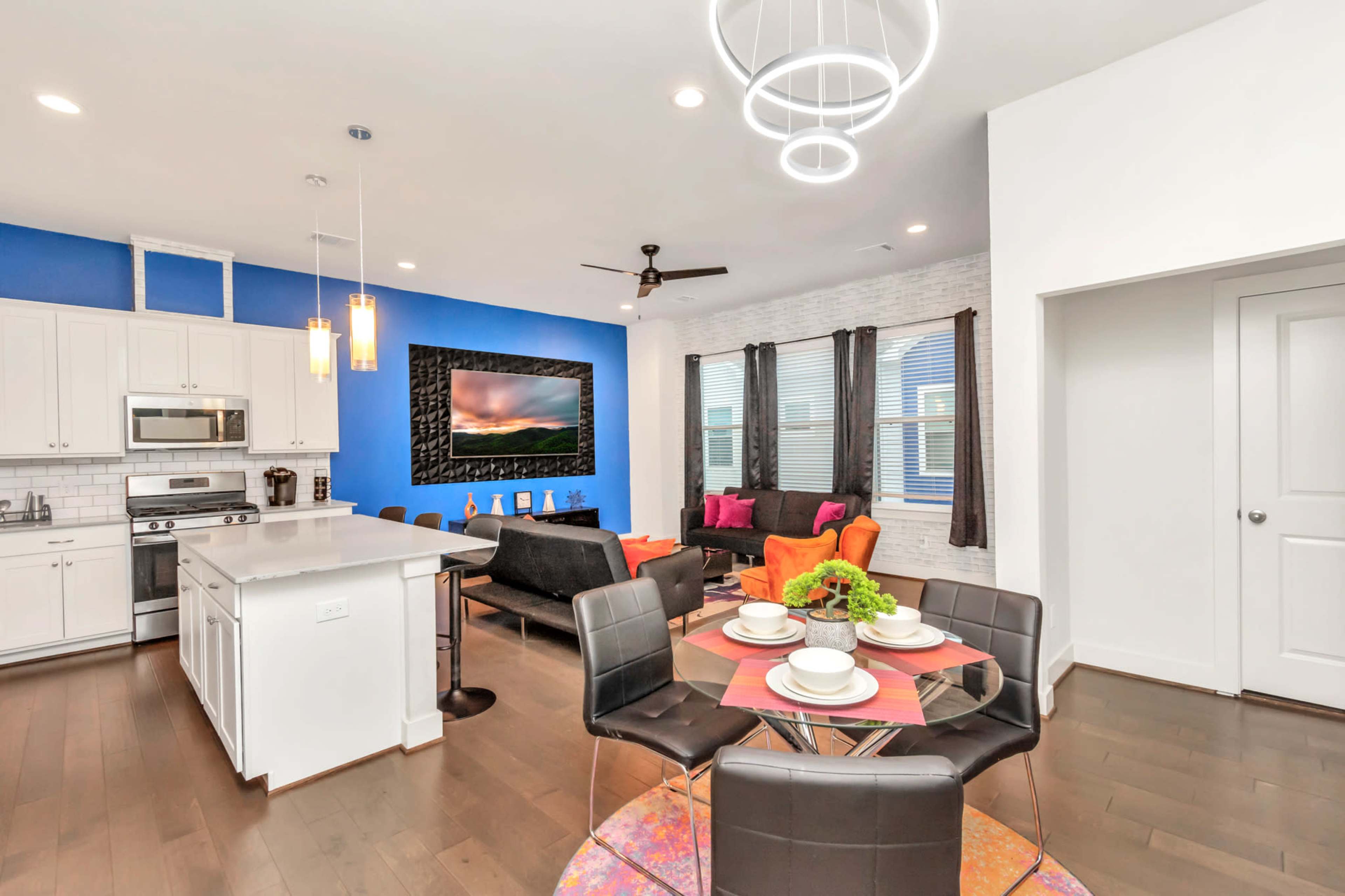 Modish Prolific Home Ft. Creatively Designed Rooms, Houston, TX | Event ...