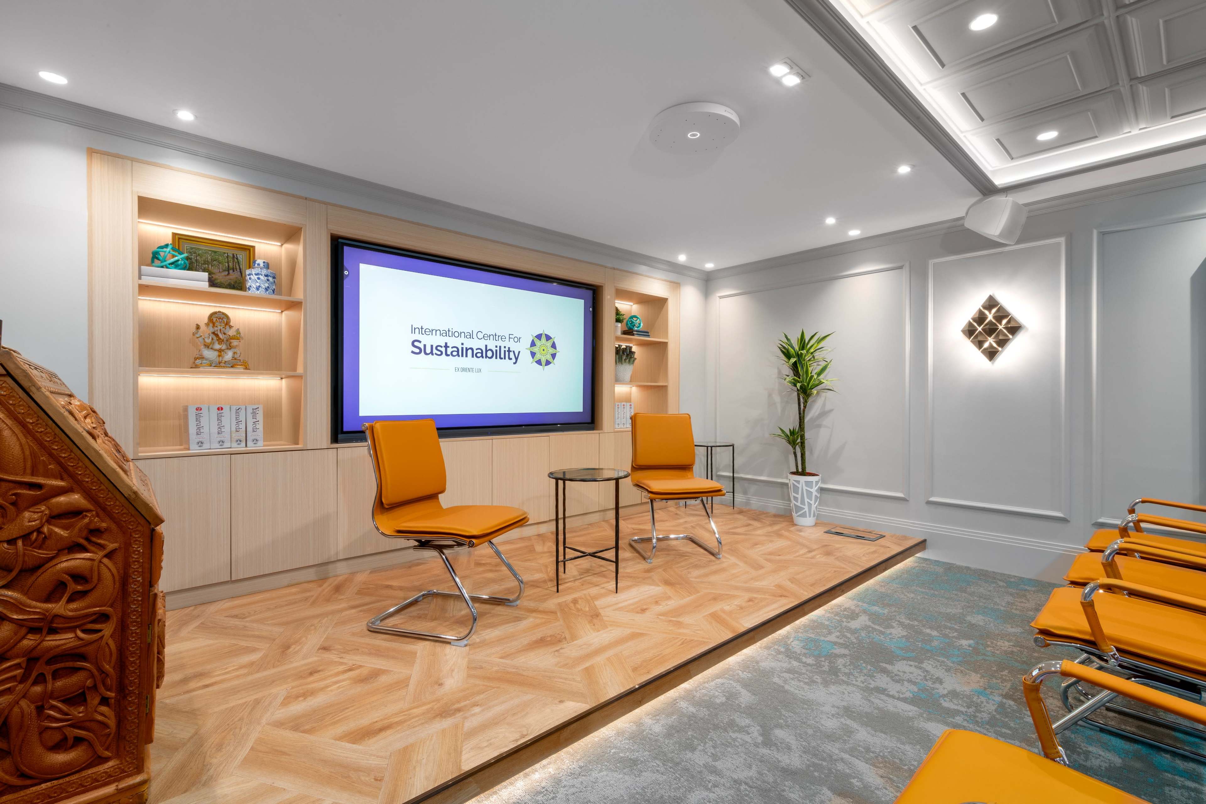 Sleek and Modern Seminar Room, City of London | Off-Site | Peerspace