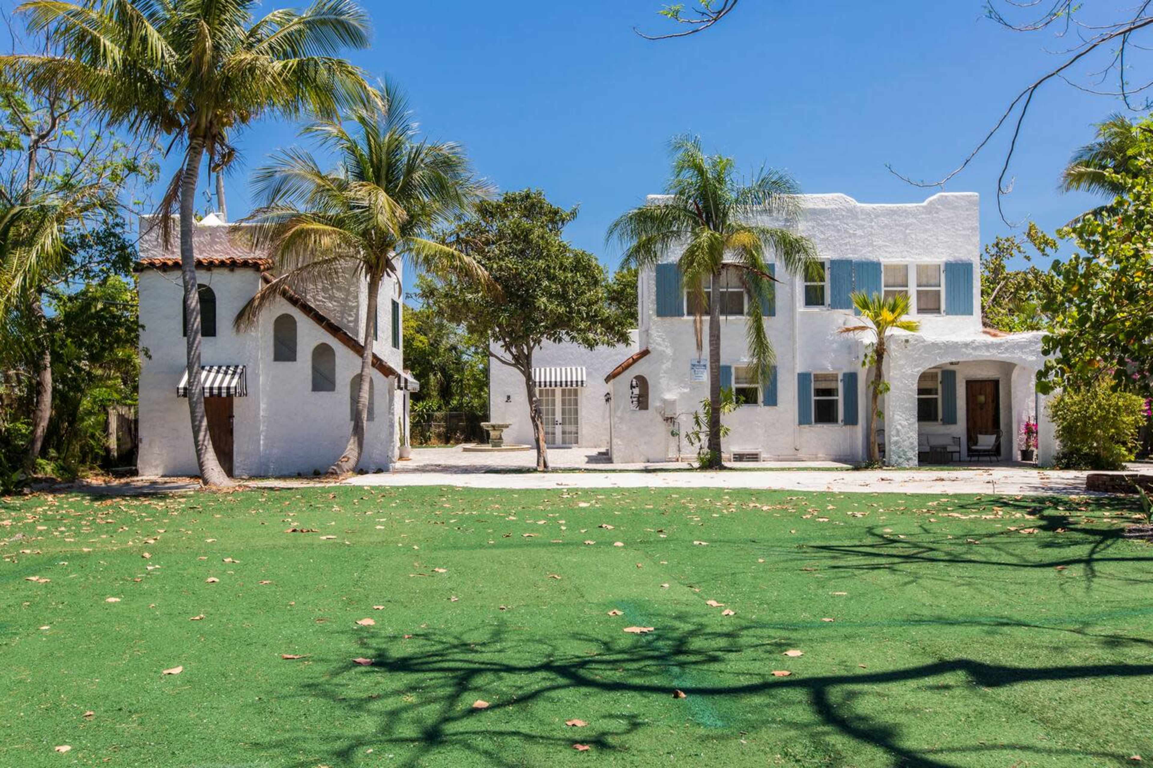 100 Year Old Spanish Style Compound on 1/2 Acre, West Palm Beach, FL ...