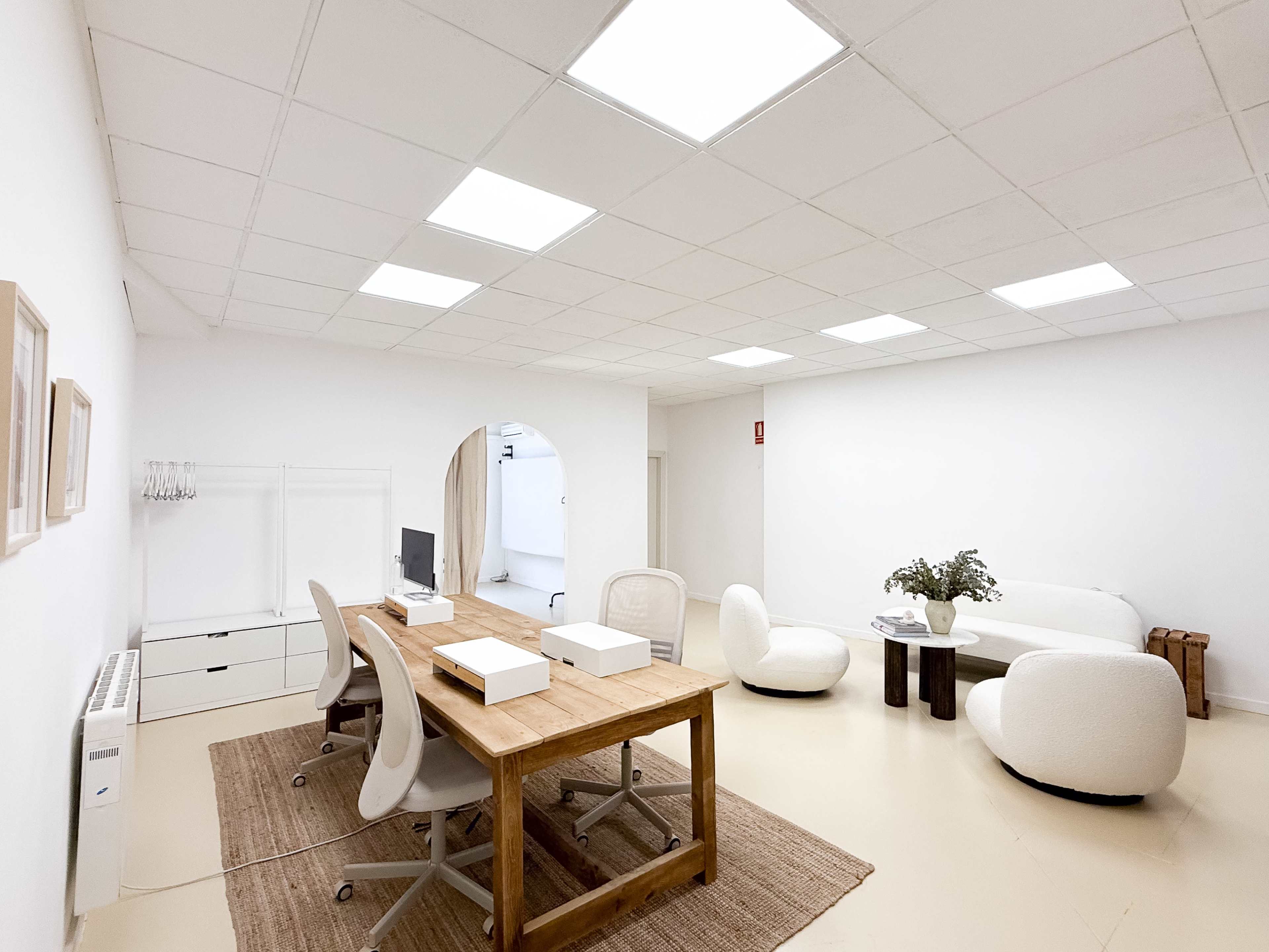 The Crowd | Photo Studio with natural light, L'Hospitalet de Llobregat ...