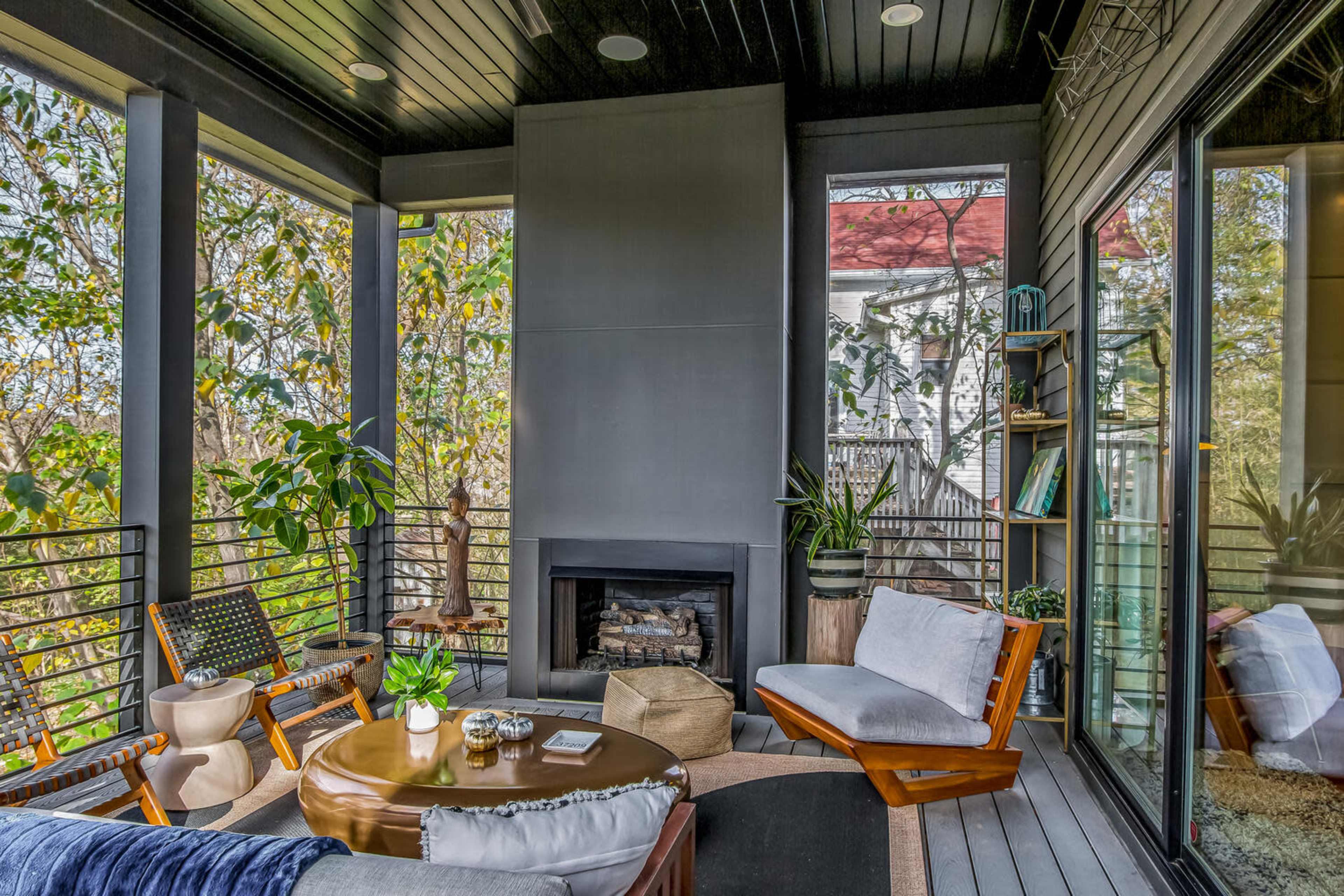 Modern Home with Lux, Eclectic Decor, Deep Lush lot in the Heart of ...