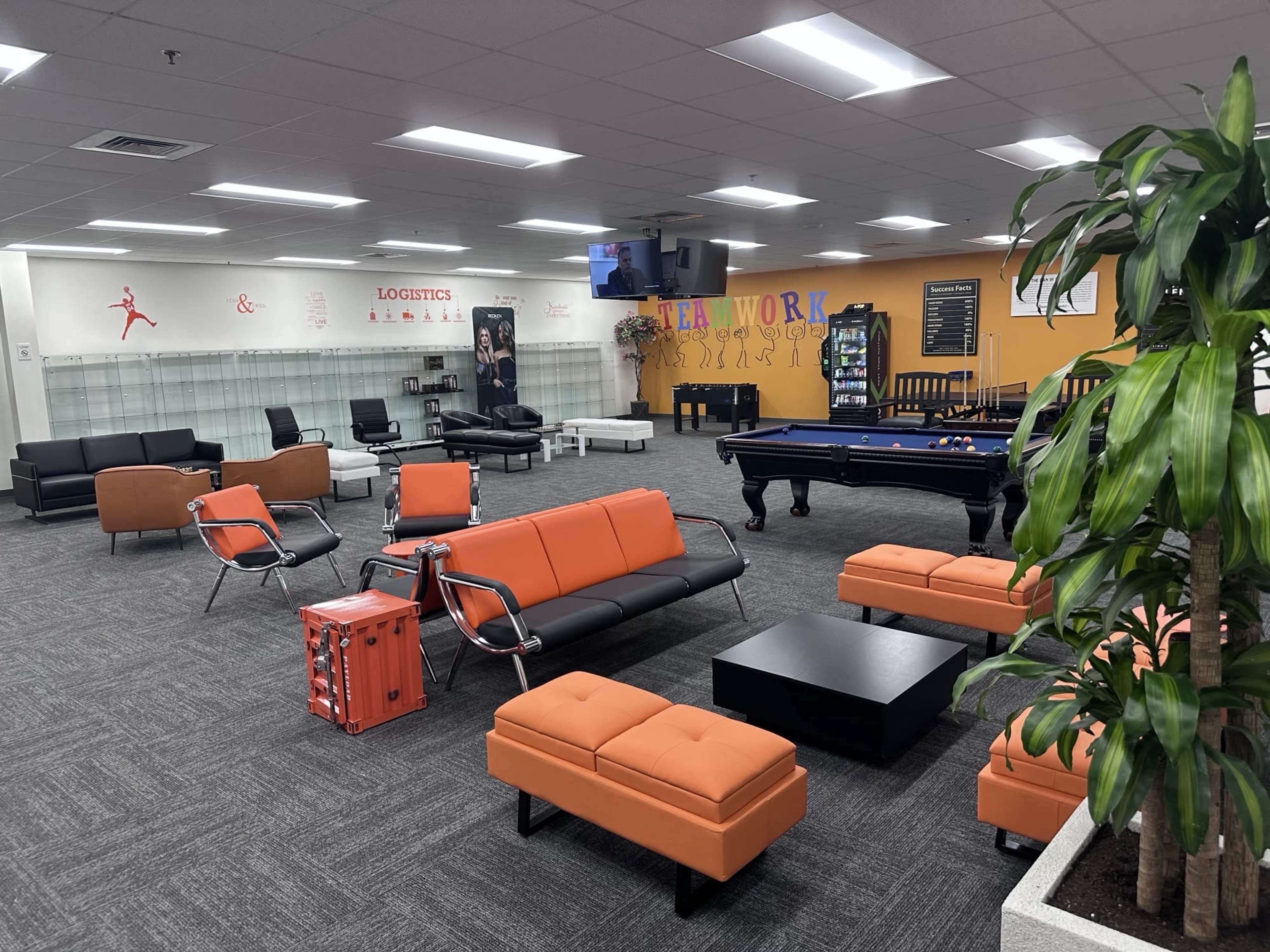 Viro Holding's LLC Network Lounge | Modern Network Lounge for Corporate ...