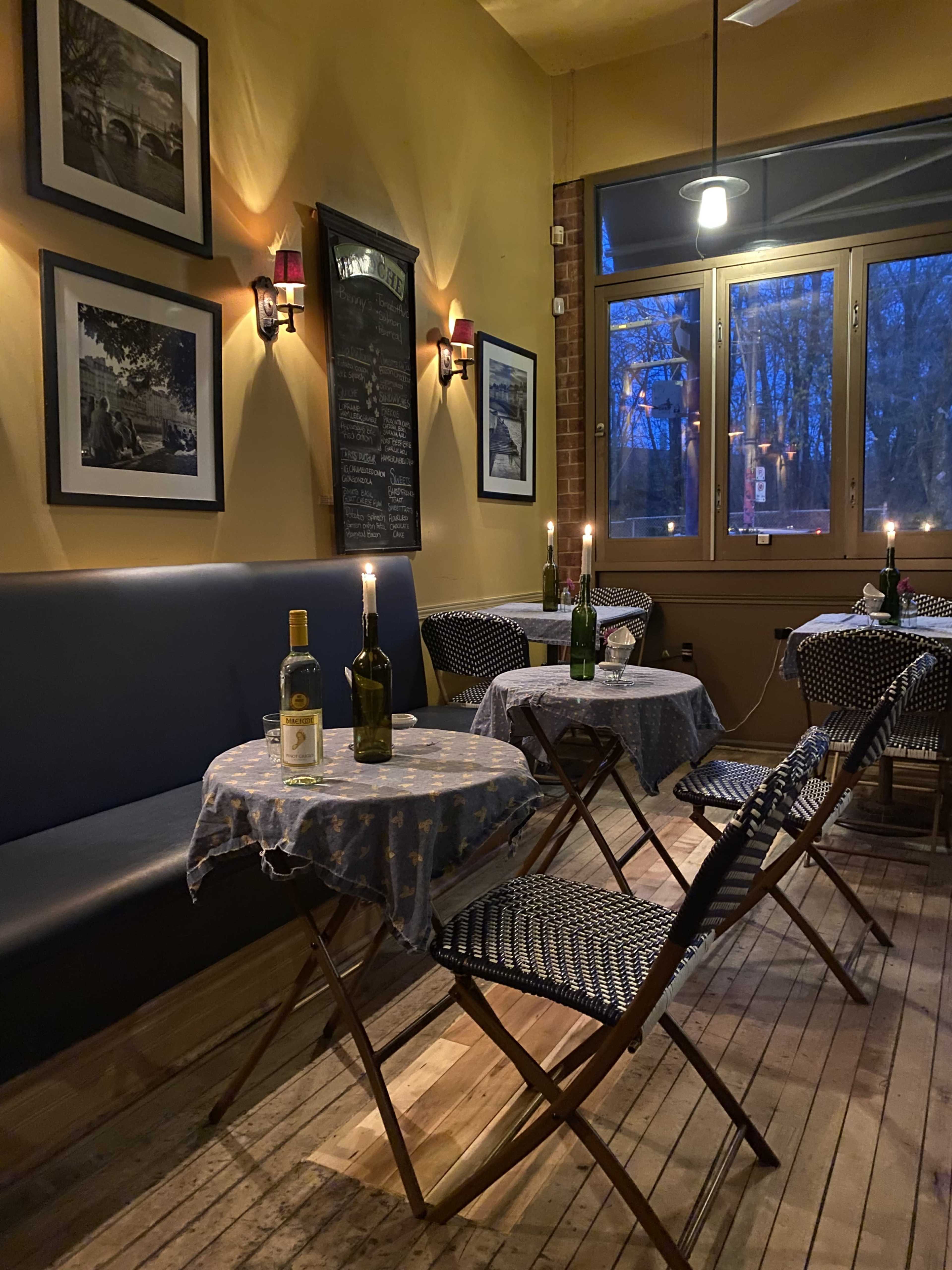 Cozy French-Style Cafe/Breakfast Restaurant, Toronto | Production ...