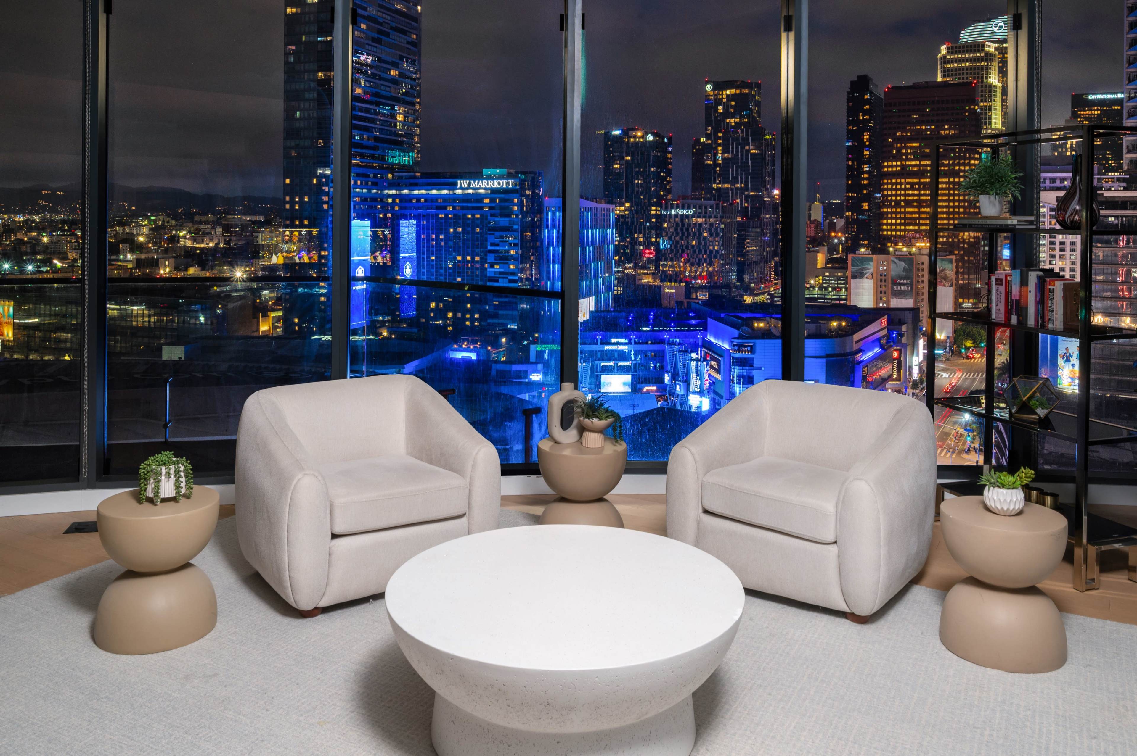 Aura House Studios | EQUIPMENT INCLUDED: Stunning DTLA Production ...