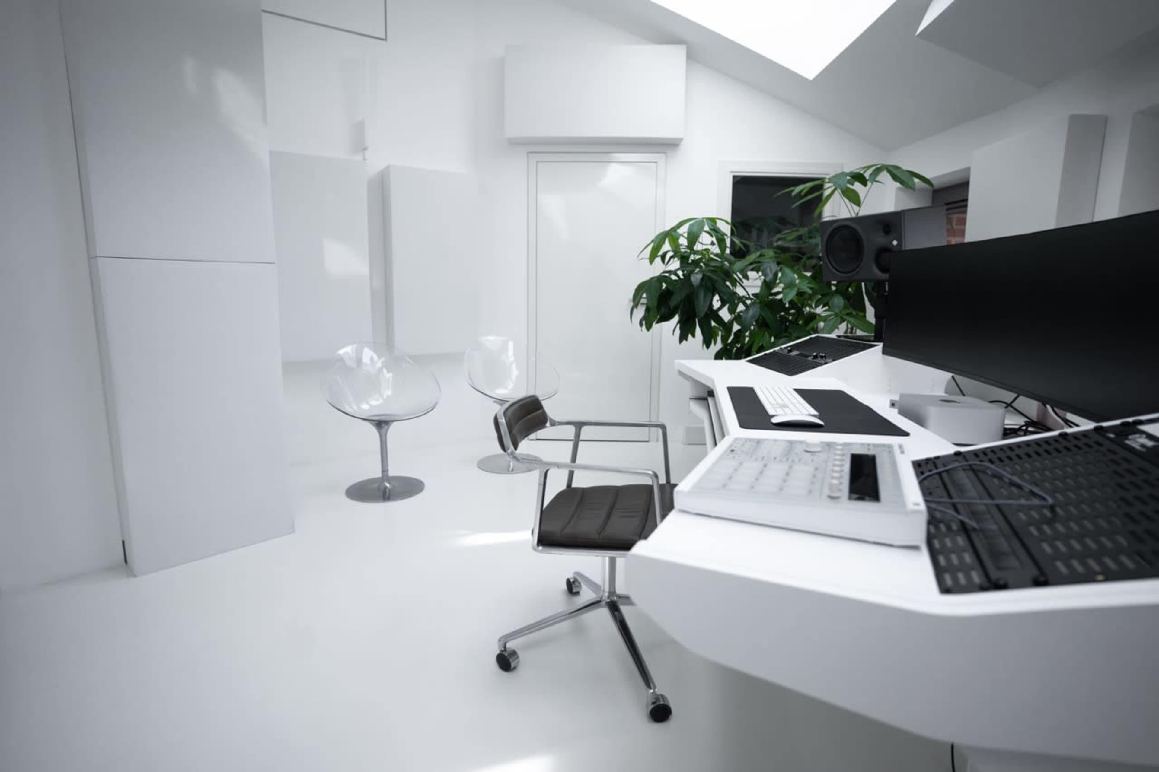 Cosmic Chic Penthouse mit Blick auf die Skyline, Berlin | Production ...