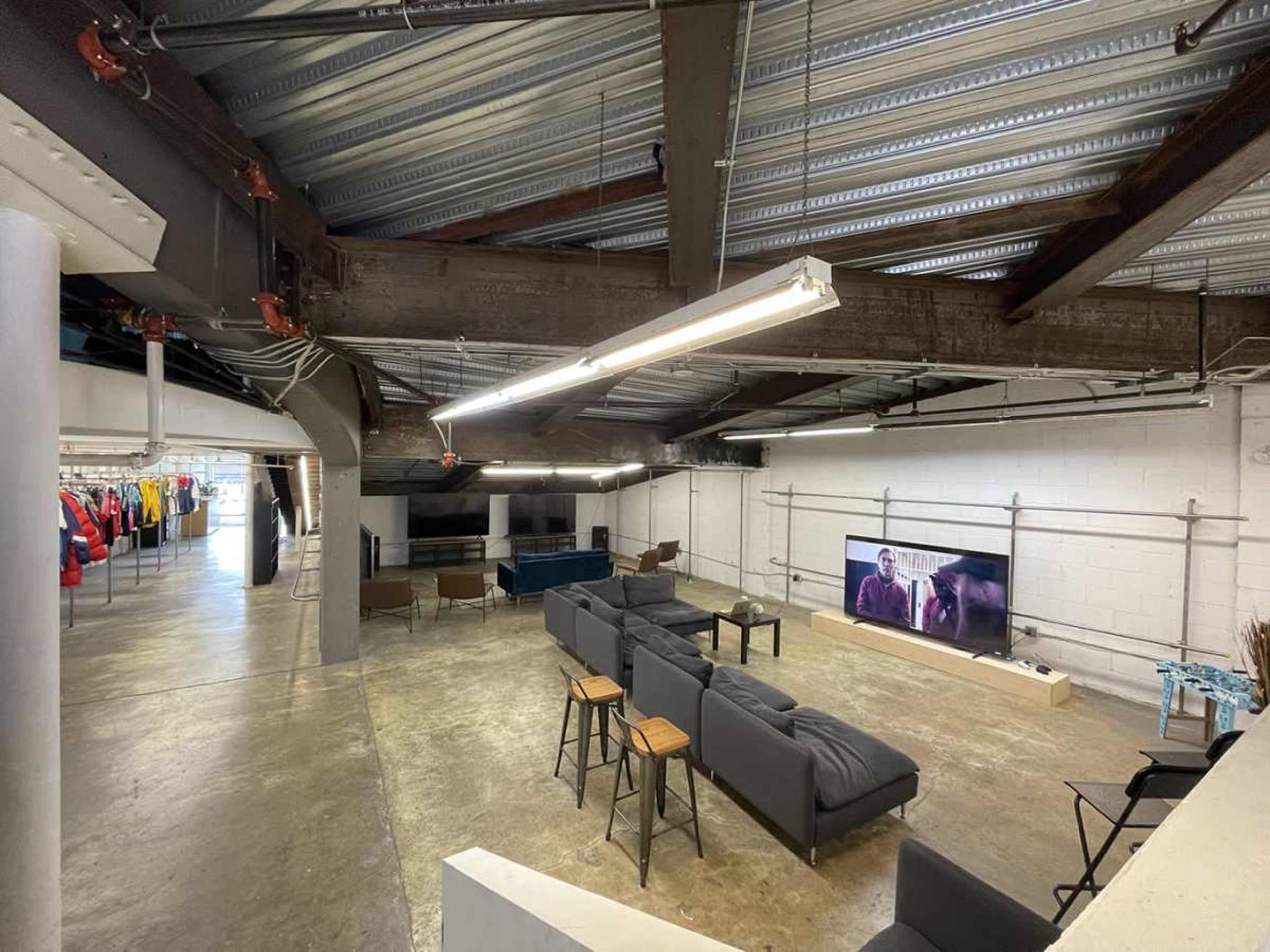 Versatile Downtown Industrial Studio, Retail, Event Space, Los Angeles ...