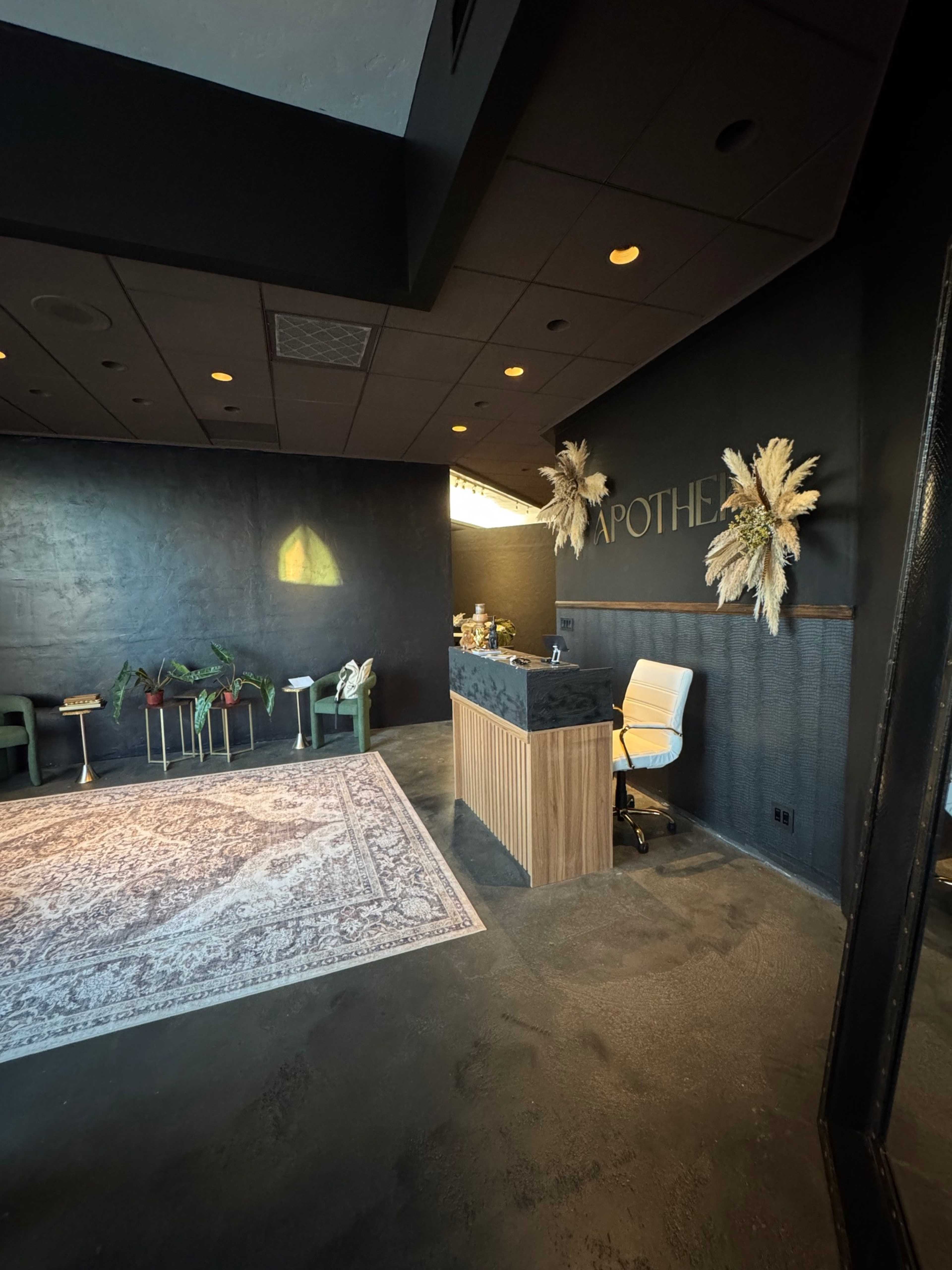 Beach Front Spa with Moody Vibe, Newport Beach, CA | Production | Peerspace