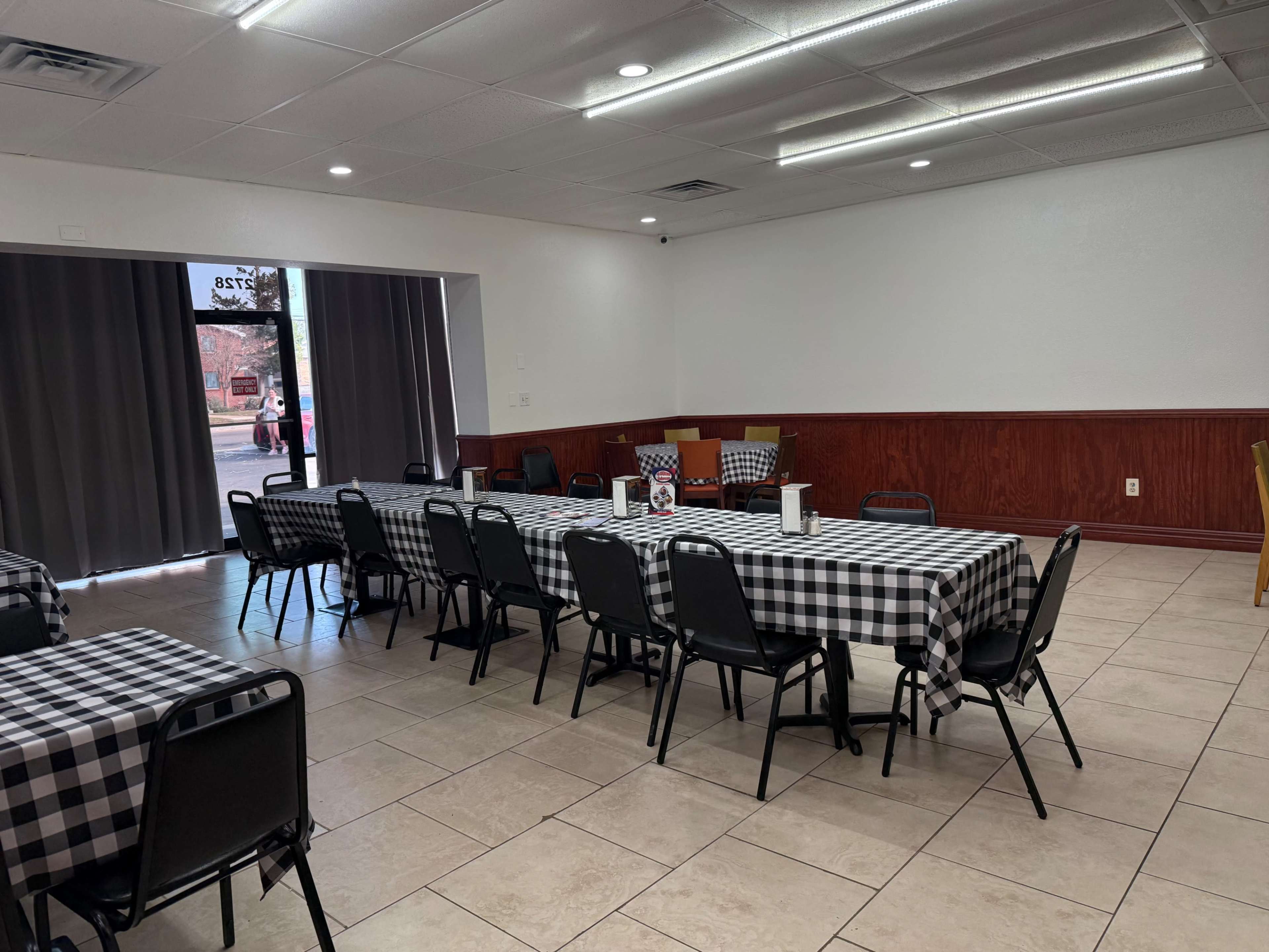 North Tampa Event Space, Tampa, FL | Event | Peerspace