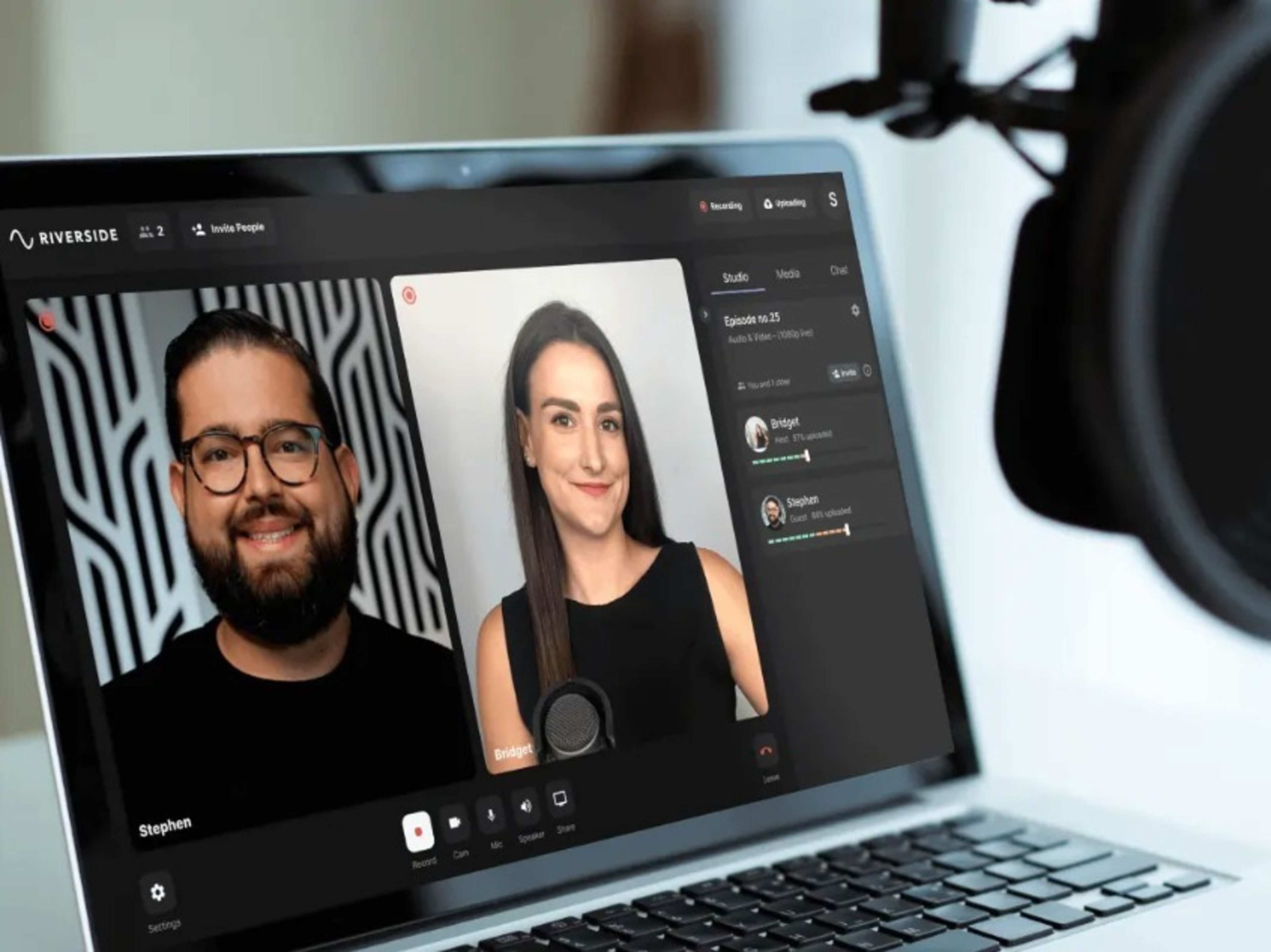 Professional Recording Studio For Podcasts, YouTube, & Livestreaming 15 ...