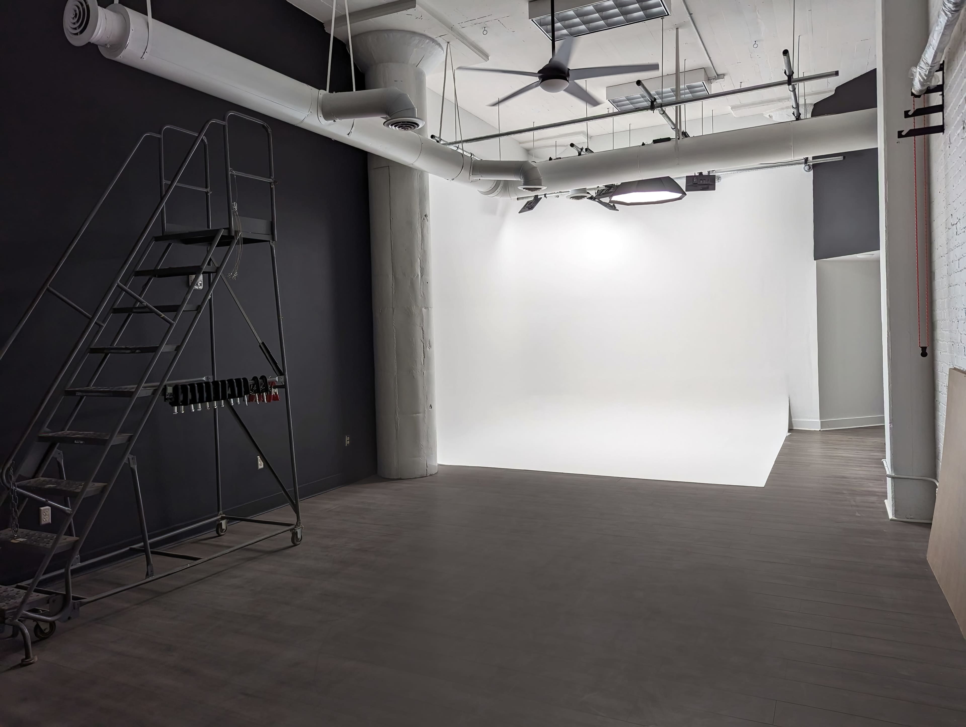 Production Studio with Cyc Wall & Lighting Grid, Dayton, OH | Event ...