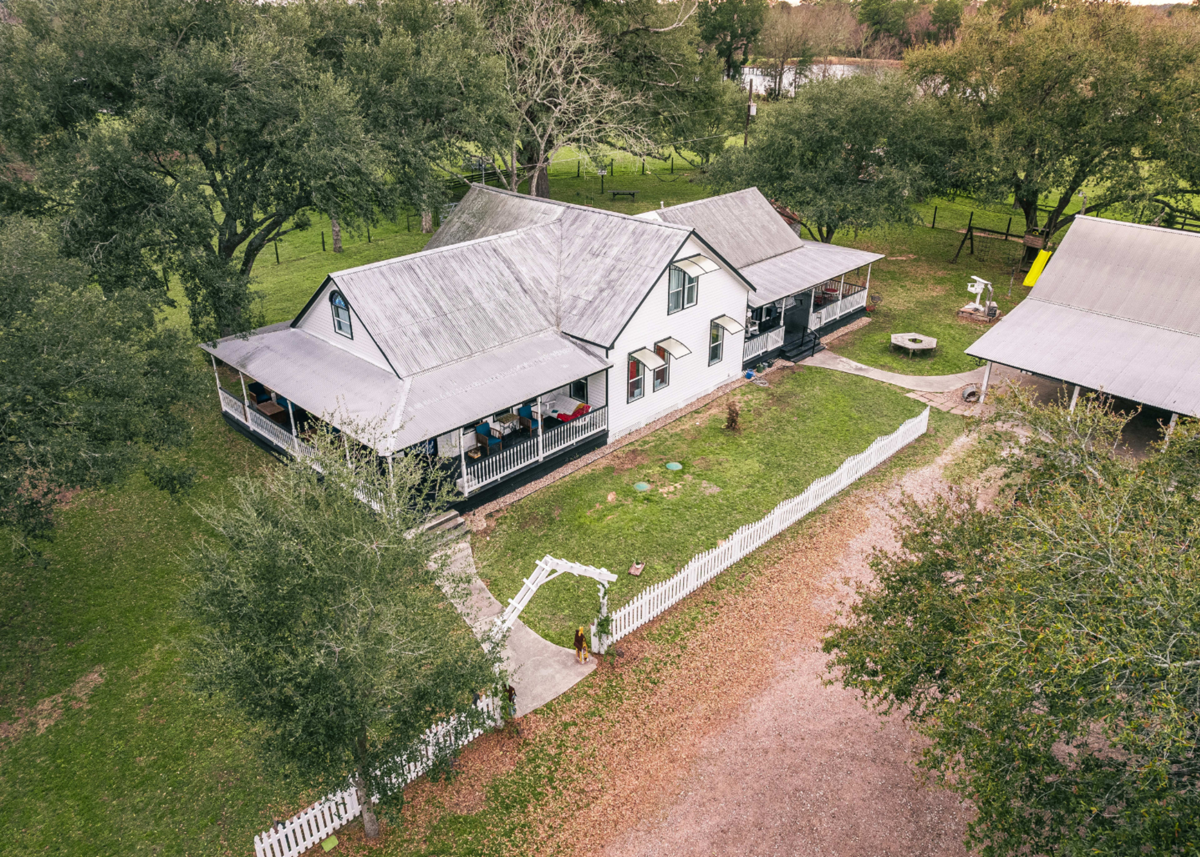 Homestead Farm Rental with Rustic Vibe, Magnolia, TX | Production ...