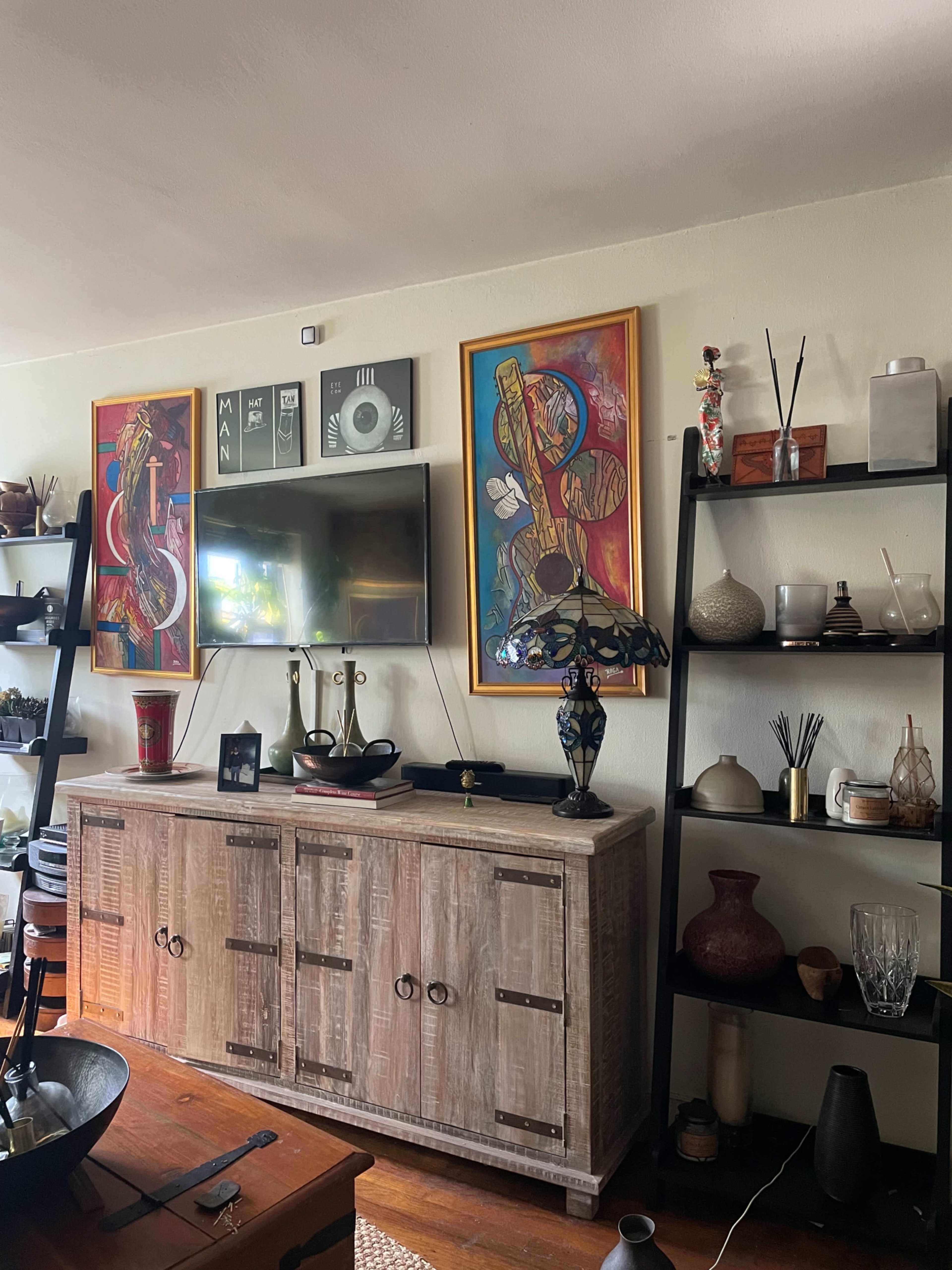 Bohemian Art Loft with Vintage Charm & Lush Greenery, Rego Park, NY ...