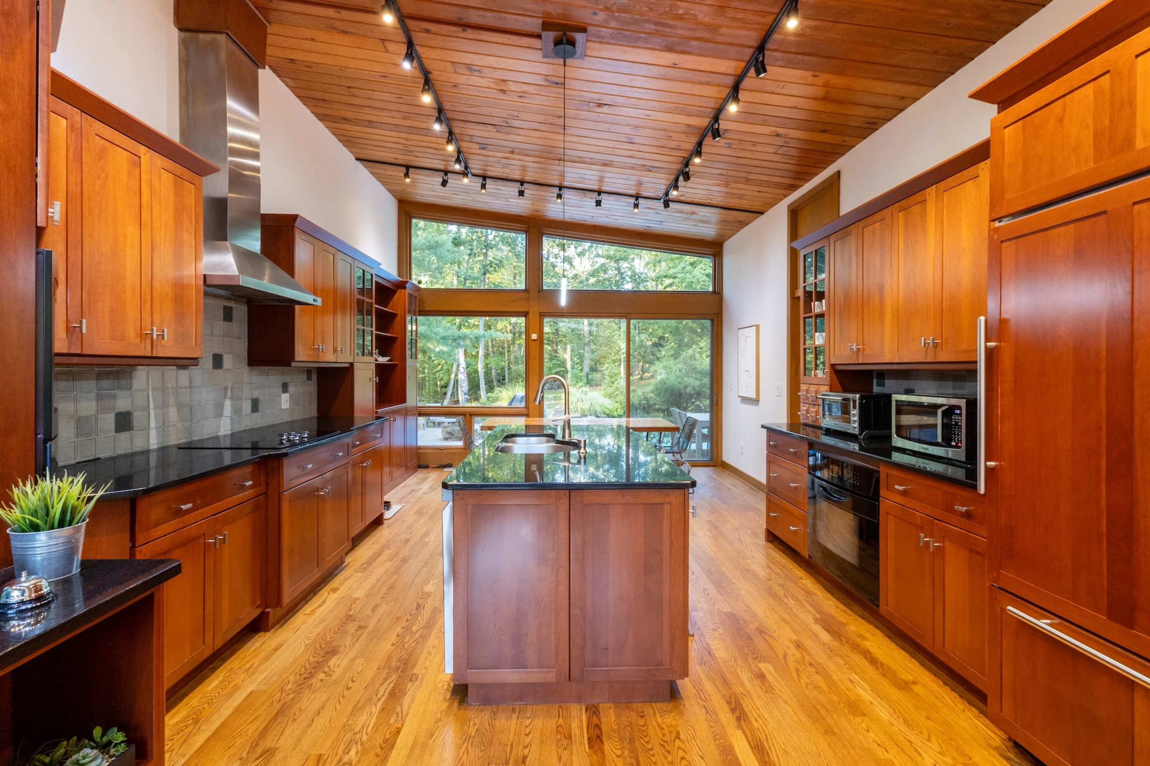 The Nobi House | Mid-Century Modern Gem Just 29 Miles from NYC ...