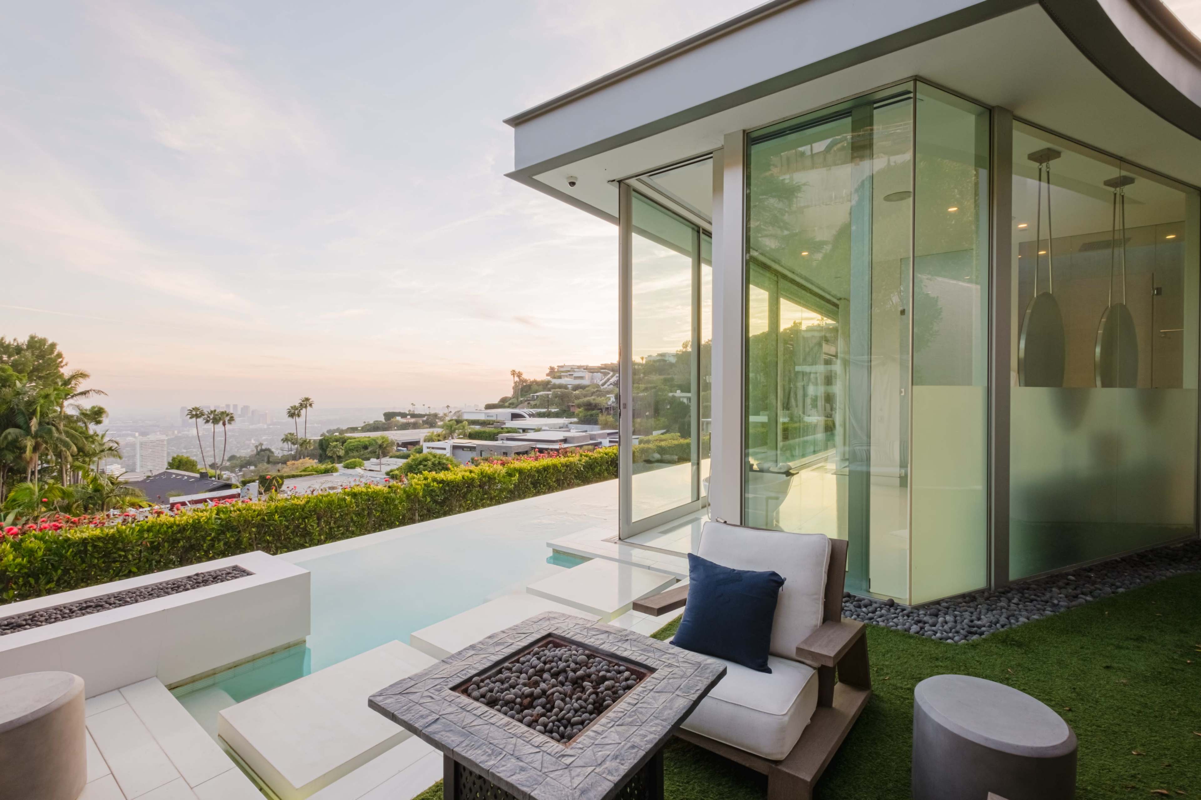 PACIFIC PANORAMA: AN ARCHITECTURAL SYMPHONY, Los Angeles, CA ...