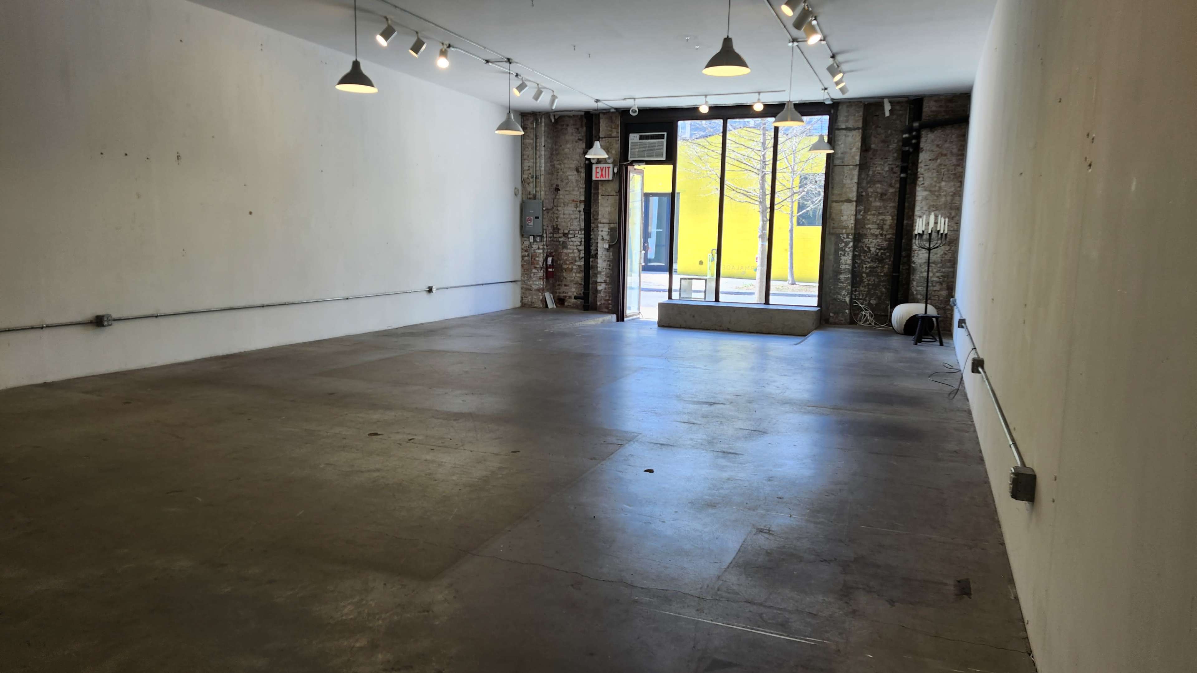 Industrial Storefront/Event Space in Greenpoint Brooklyn, Brooklyn, NY ...