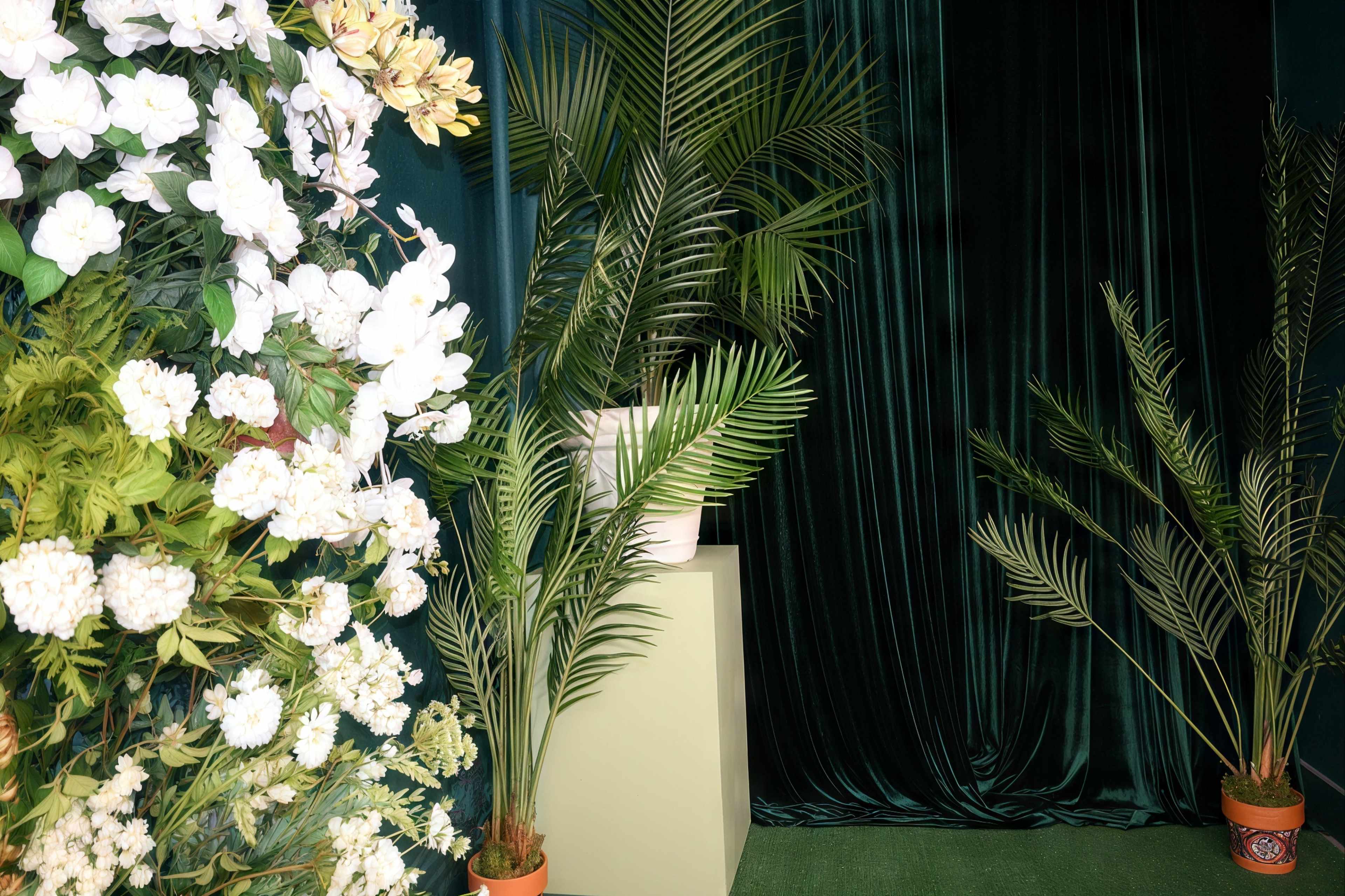 Hey Hostess Studios | Immersive Floral Loft for Brand Activations ...