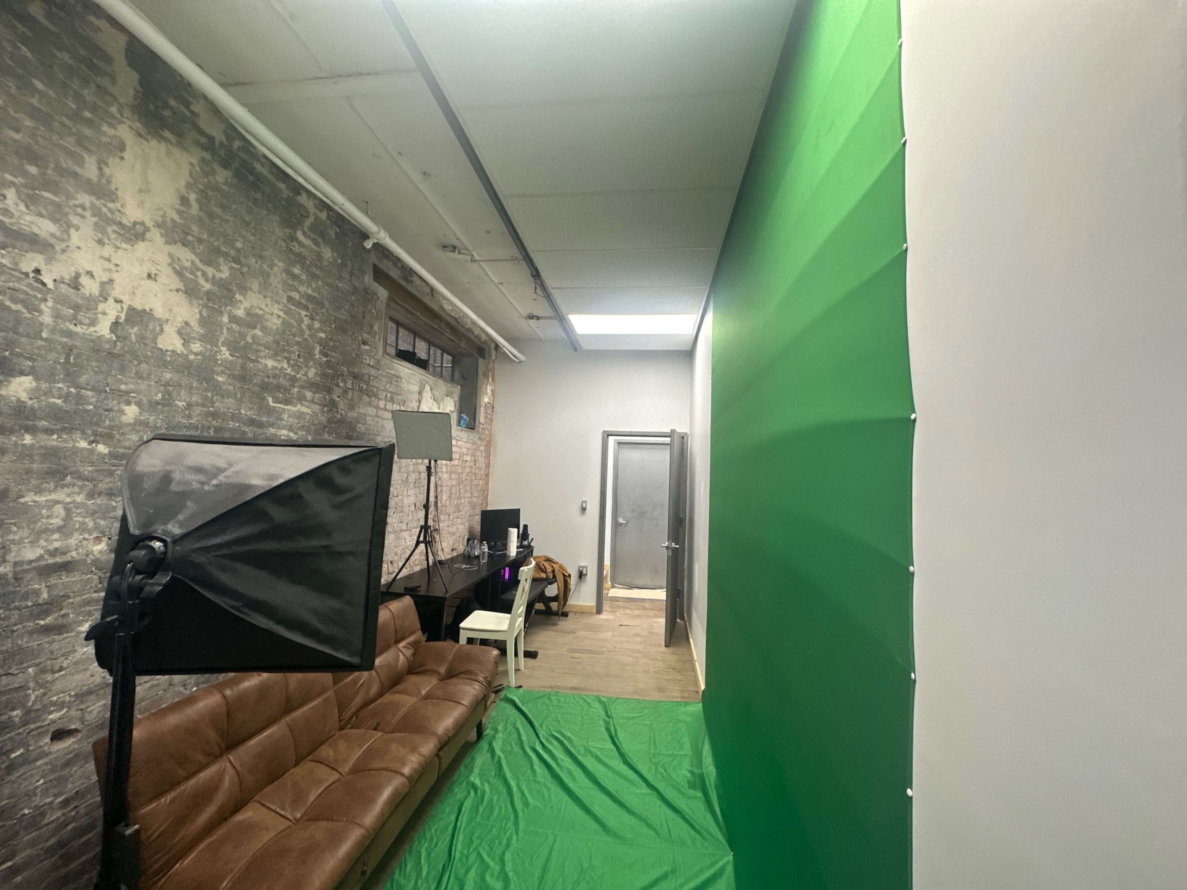 Wildlife Studios, Brooklyn, NY | Production | Peerspace