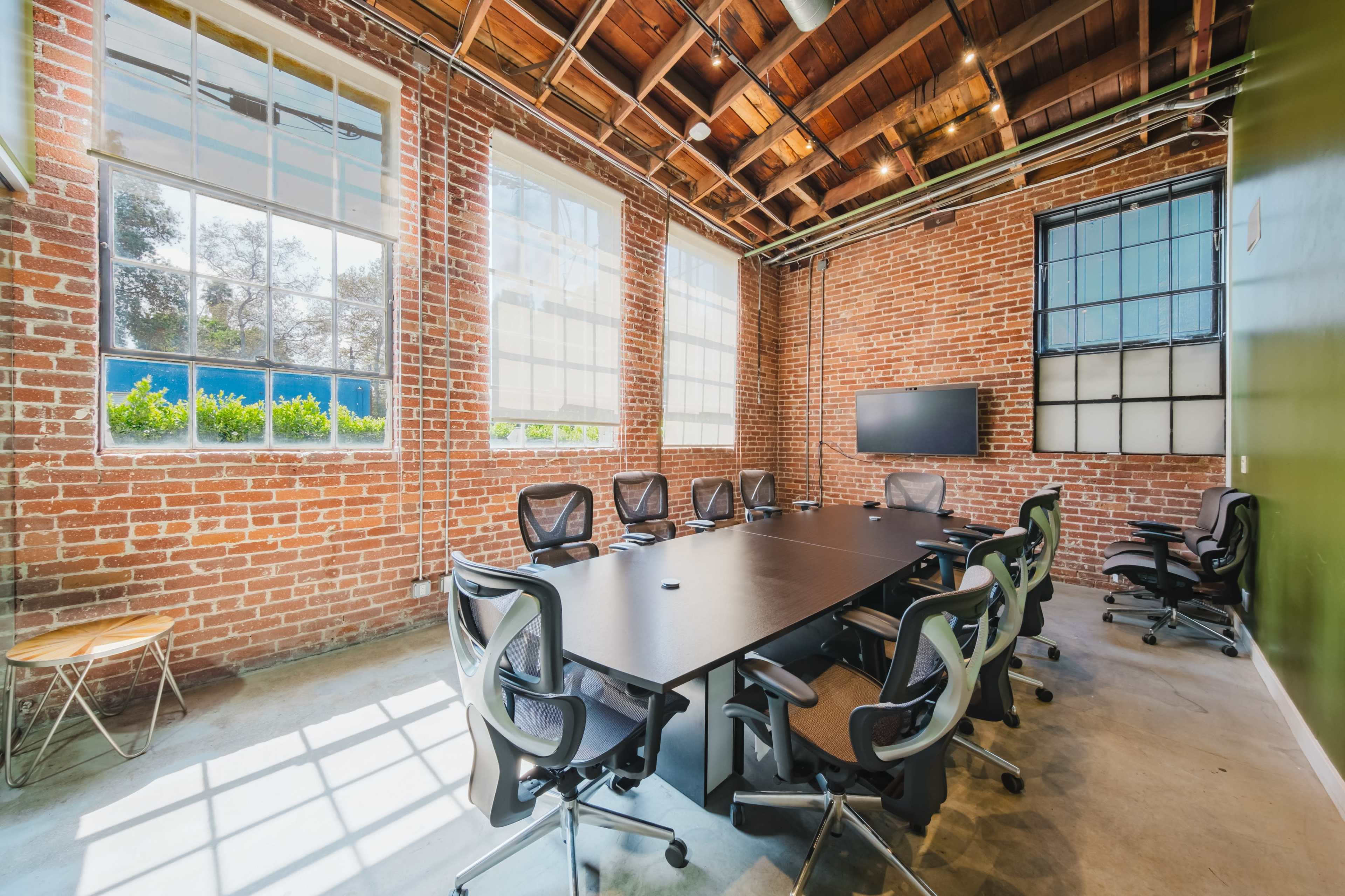 VERSATILE BRICK STUDIO COMPOUND W/ SOUNDSTAGE, Los Angeles, CA ...