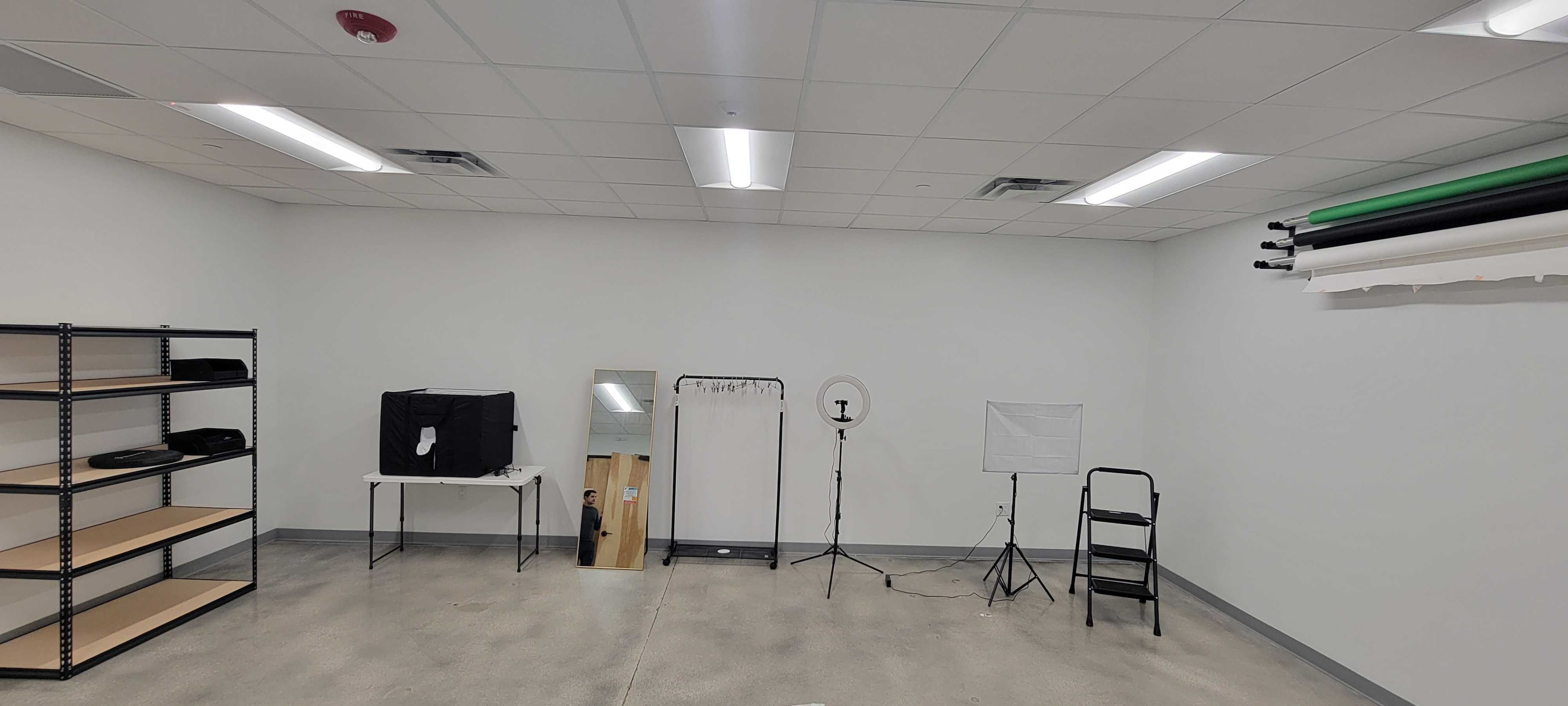 Creative Photo Studio, Miami, FL | Production | Peerspace