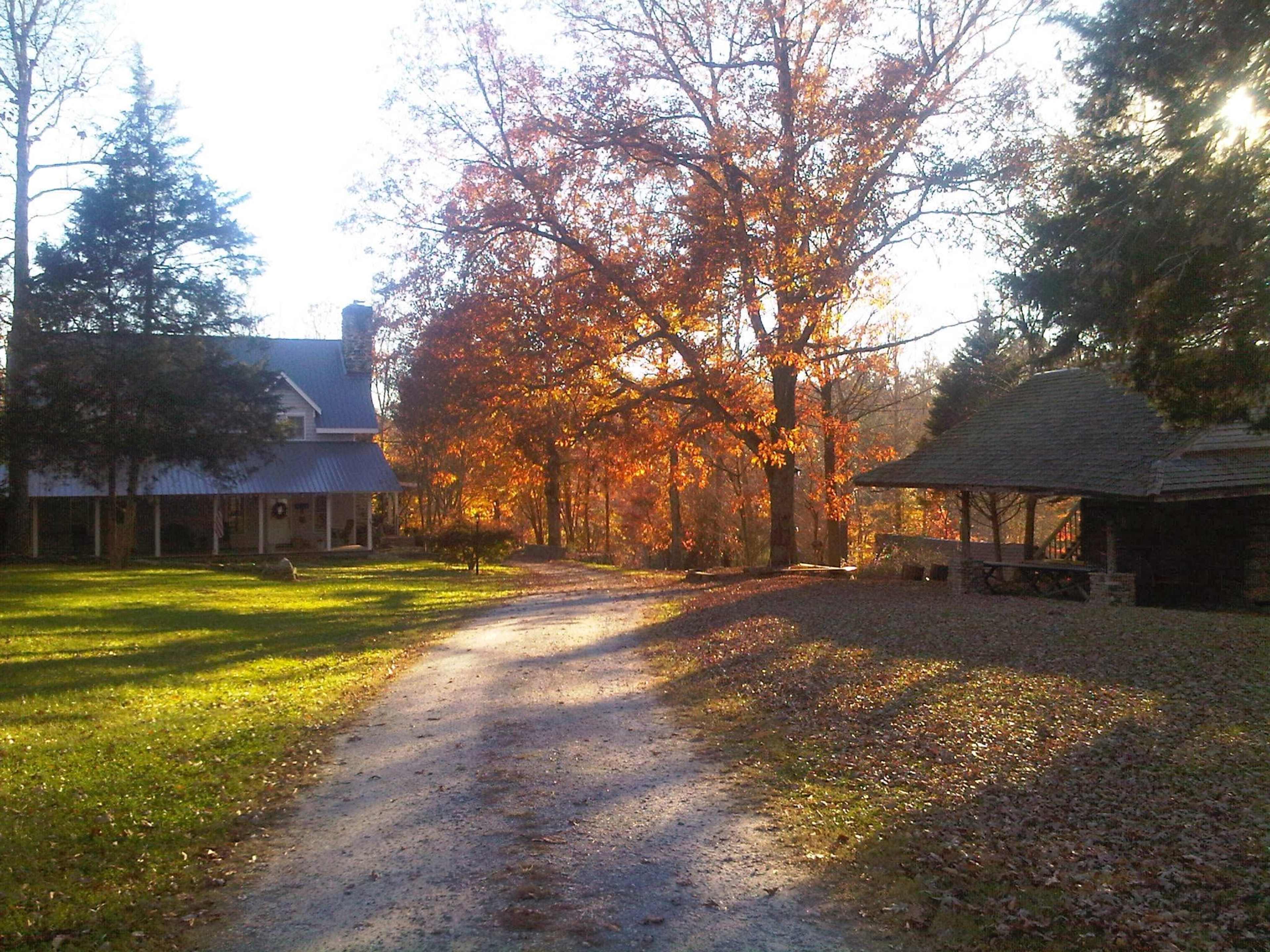 Historic farm with pond, 187 year old Oak tree and original buildings ...