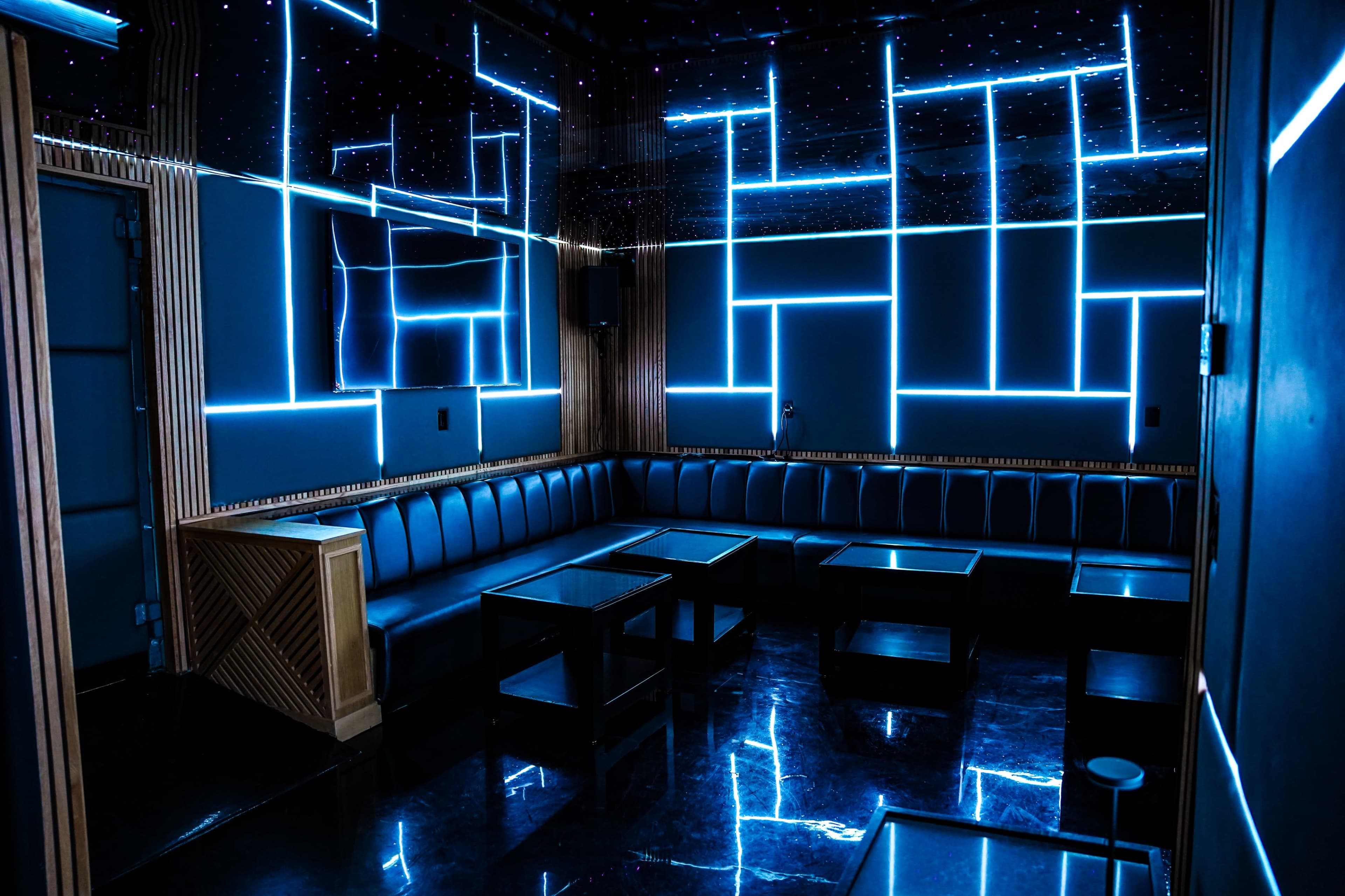 Star Ceiling Party Room | Perfect for events & brand activations, los ...