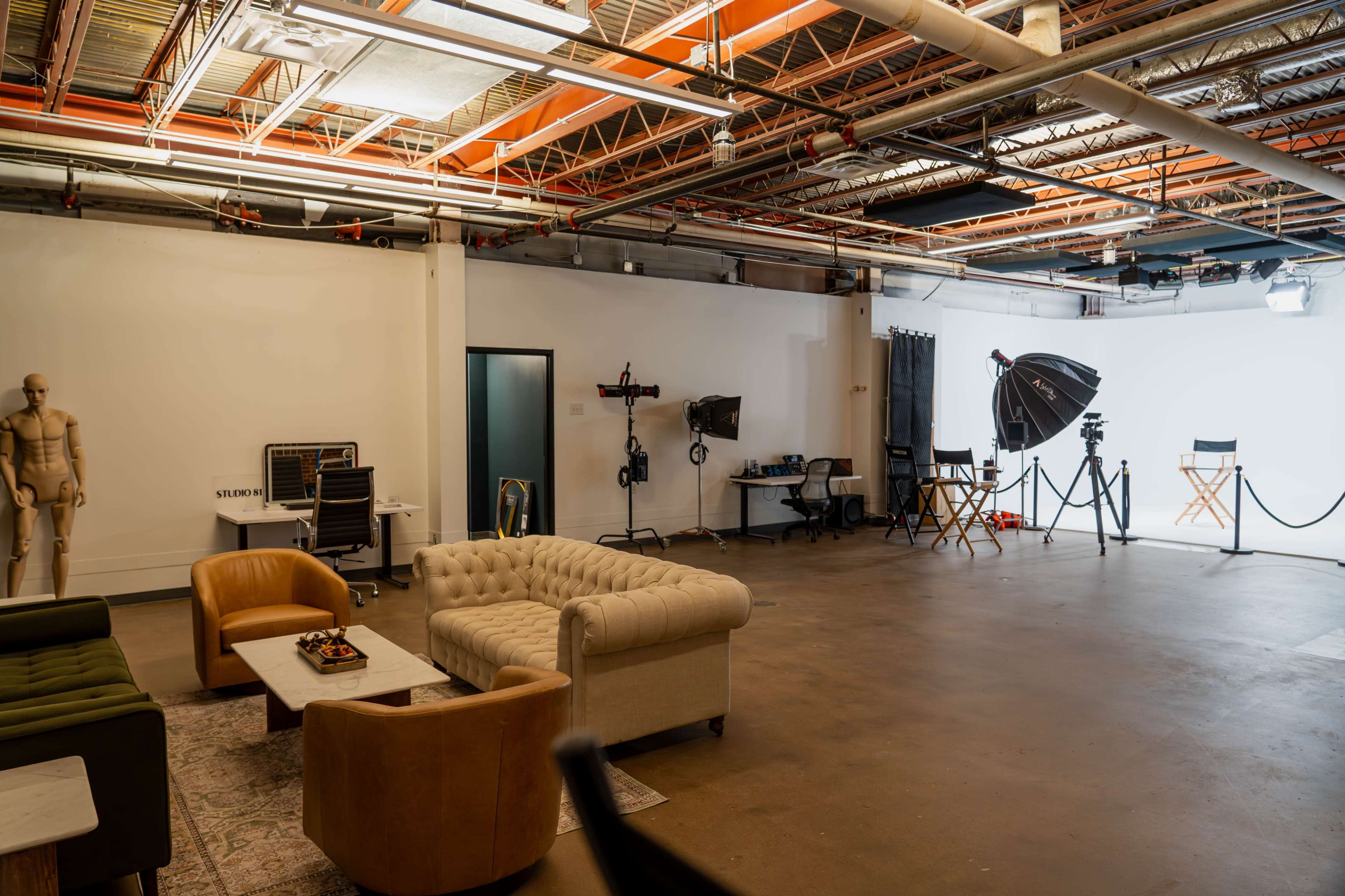 Ellis House | Cyc Wall Studio and Event Space - Cedar Rapids, Cedar ...