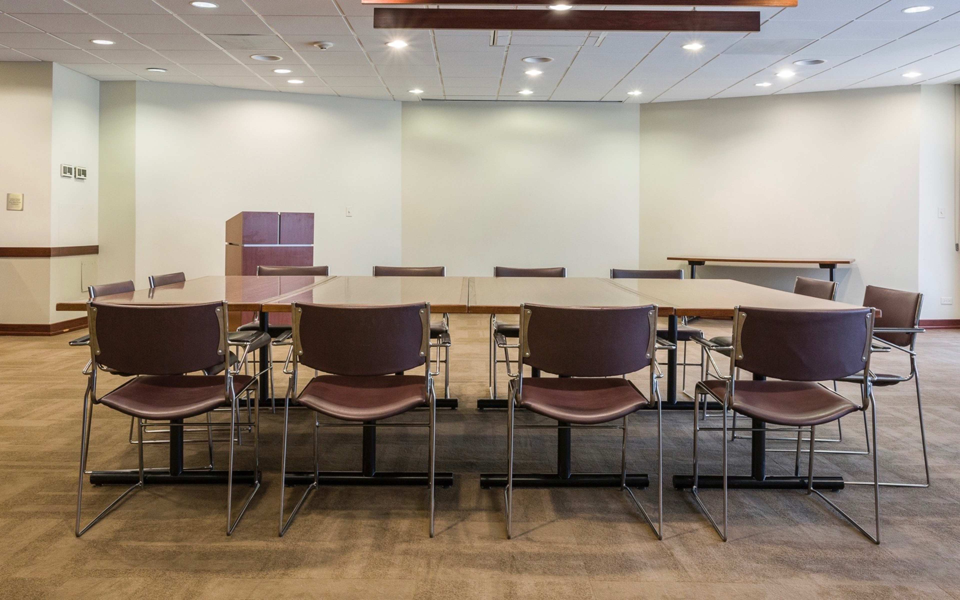 Chicago History Museum | Meeting Room with Views of Lincoln Park ...
