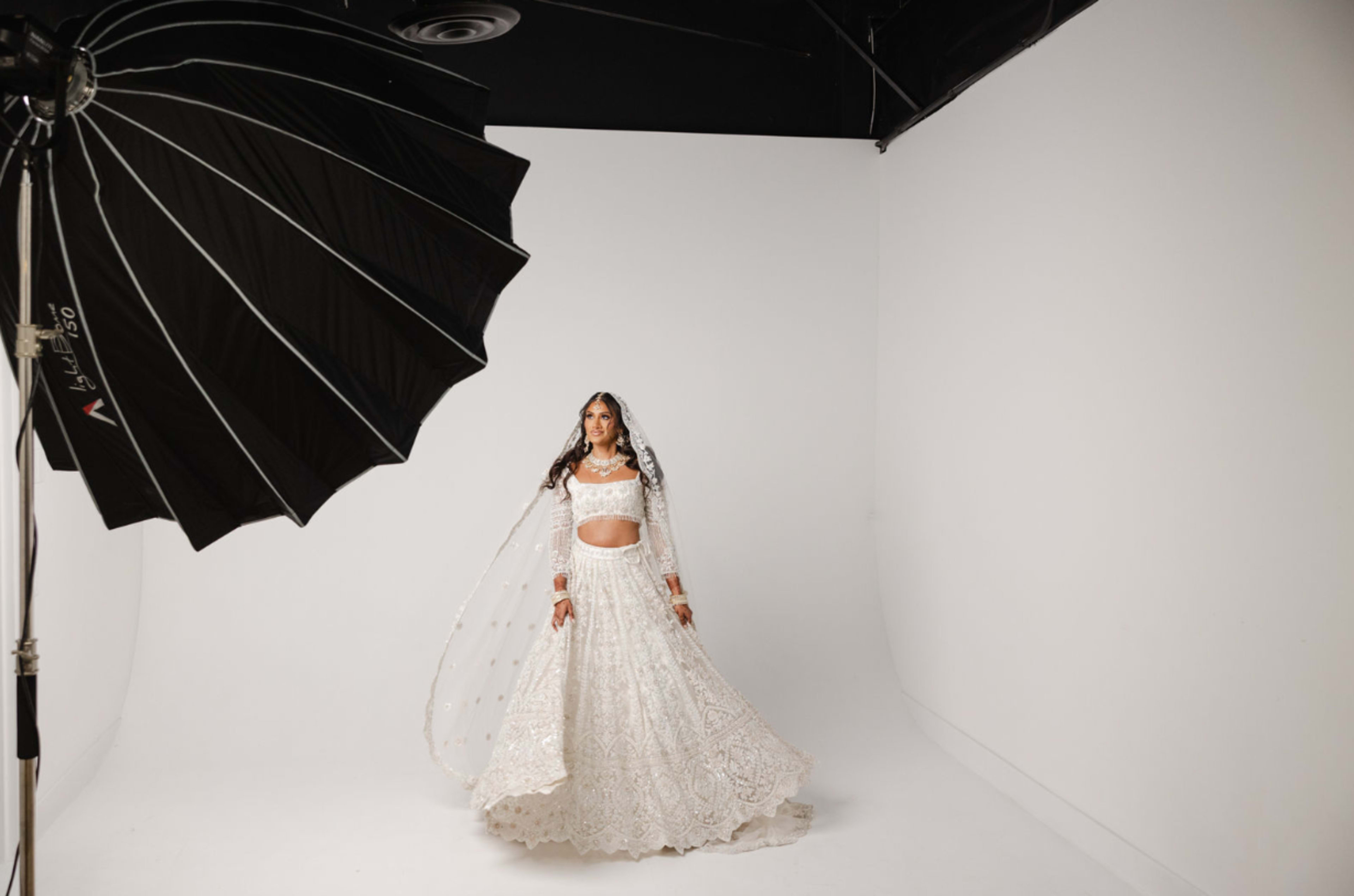 Studio Saint Eden | Bright Creative Studio with Styled Room & Cyc Wall ...