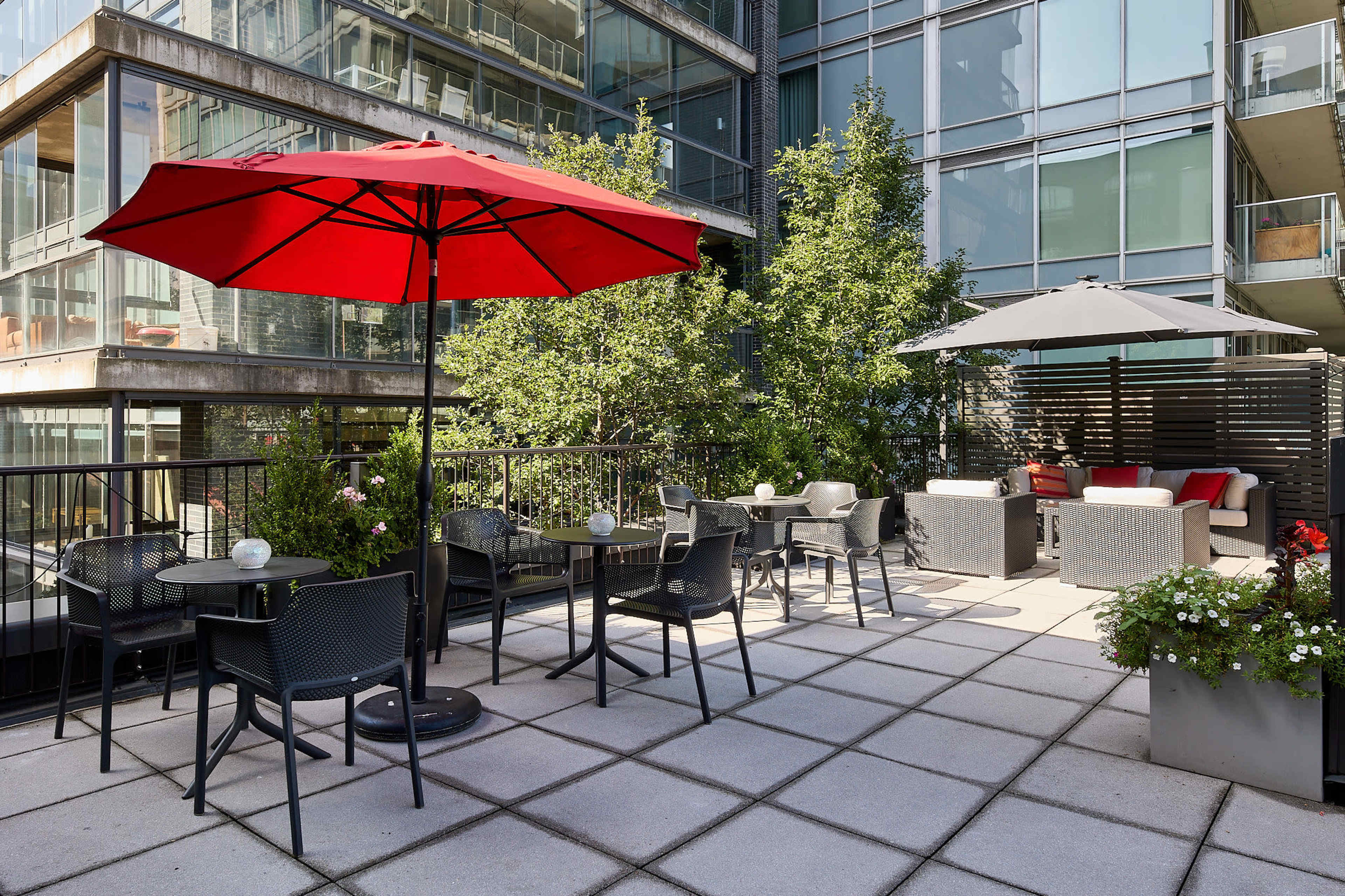 iQ Offices | The Portland Patio, Toronto | Event | Peerspace