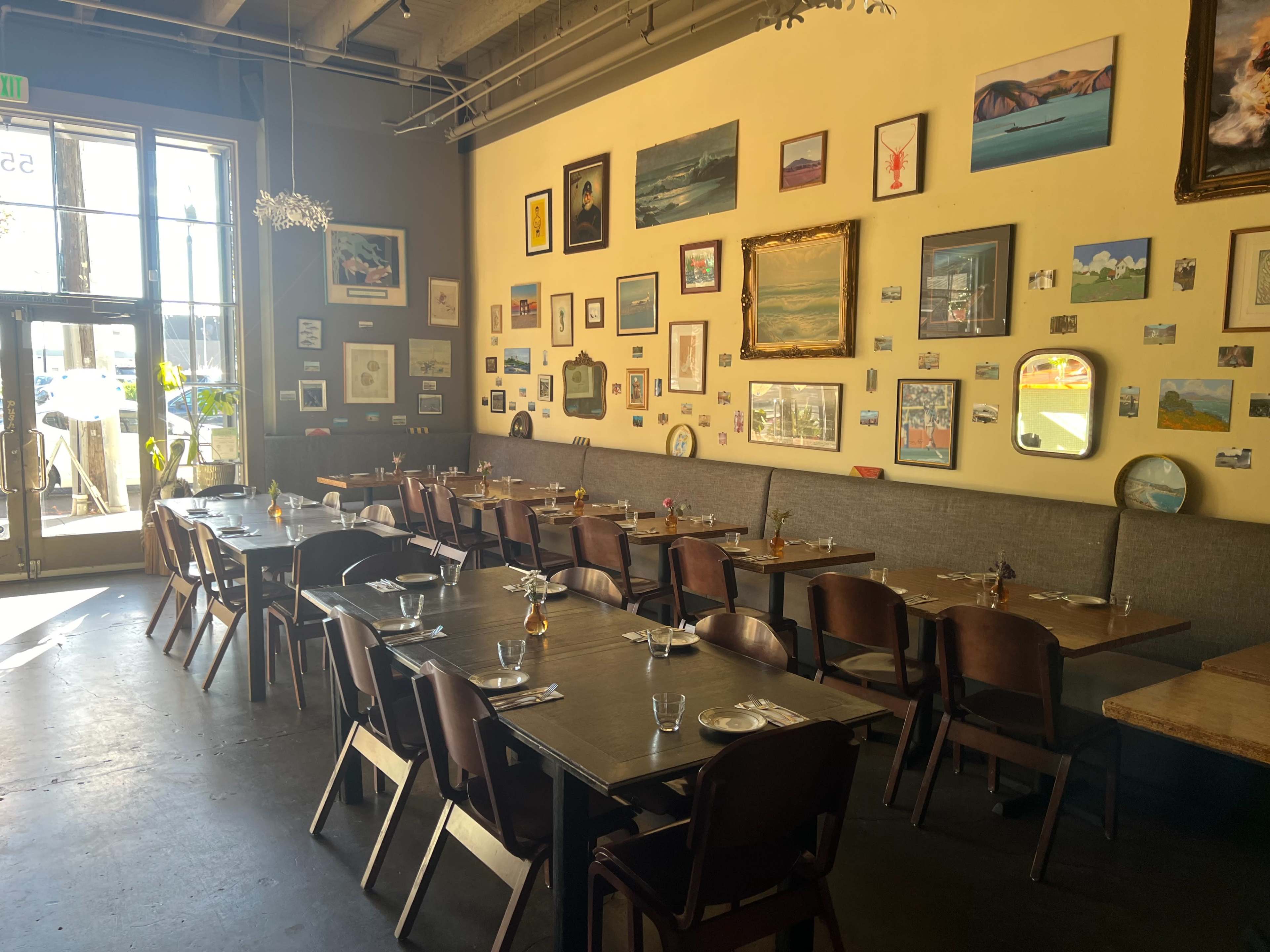 Urban restaurant and bar with large windows and patio, OAKLAND, CA ...