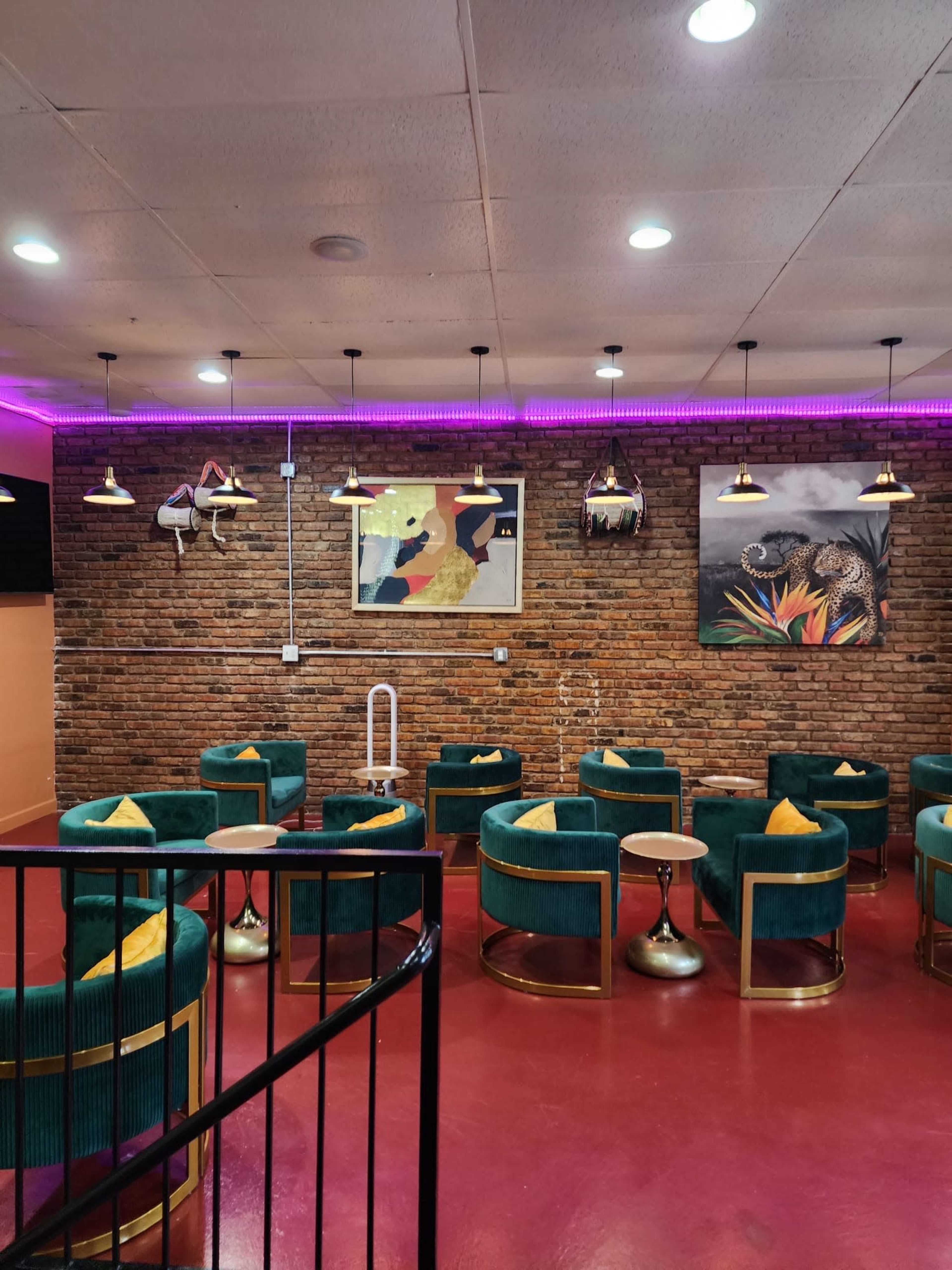 Chic Urban Bistro with Spacious Patio and Modern Charm, Chicago, IL ...