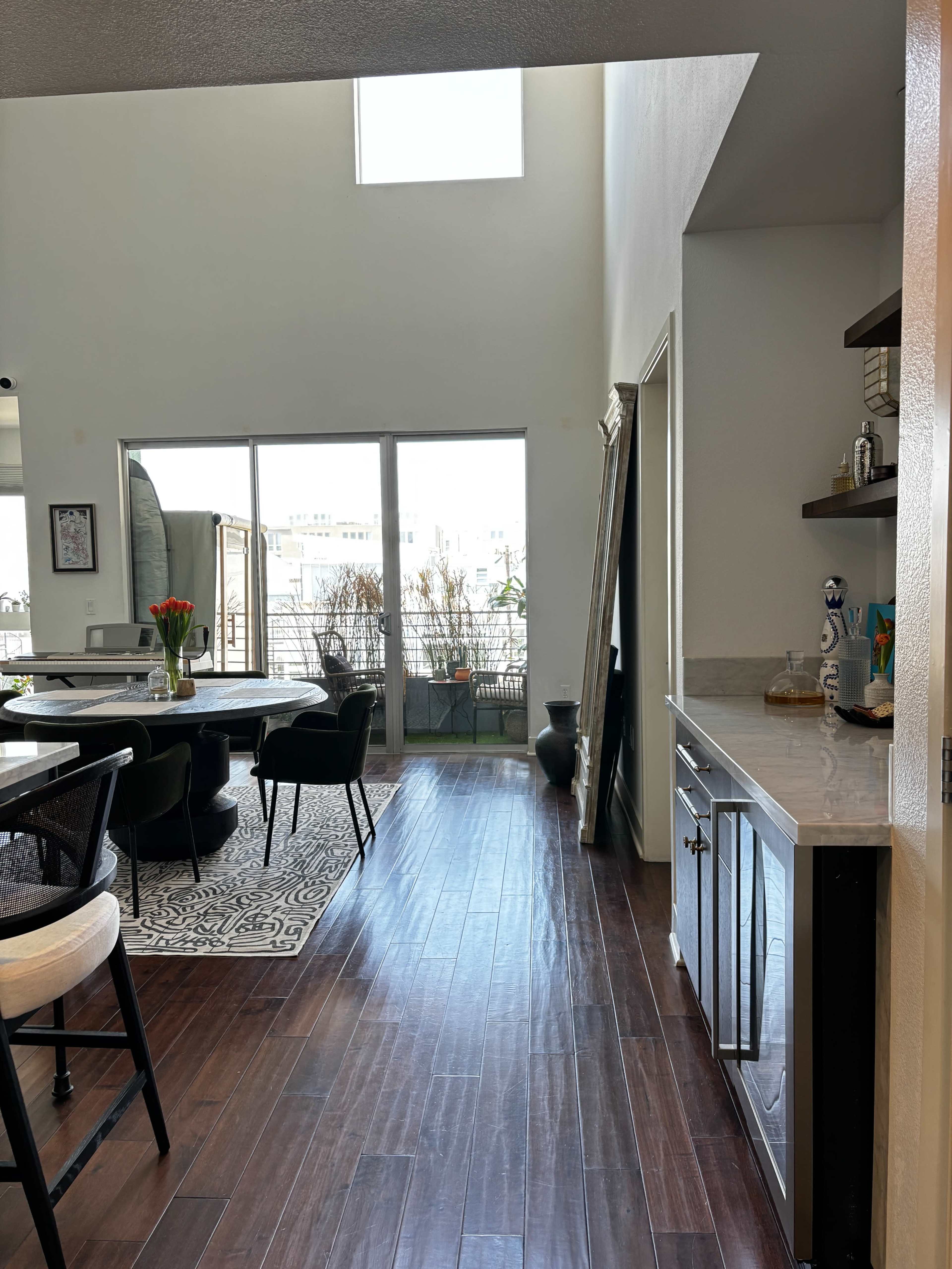 Bright, Spacious, Luxe Loft Apartment in West Side with 20 foot ...